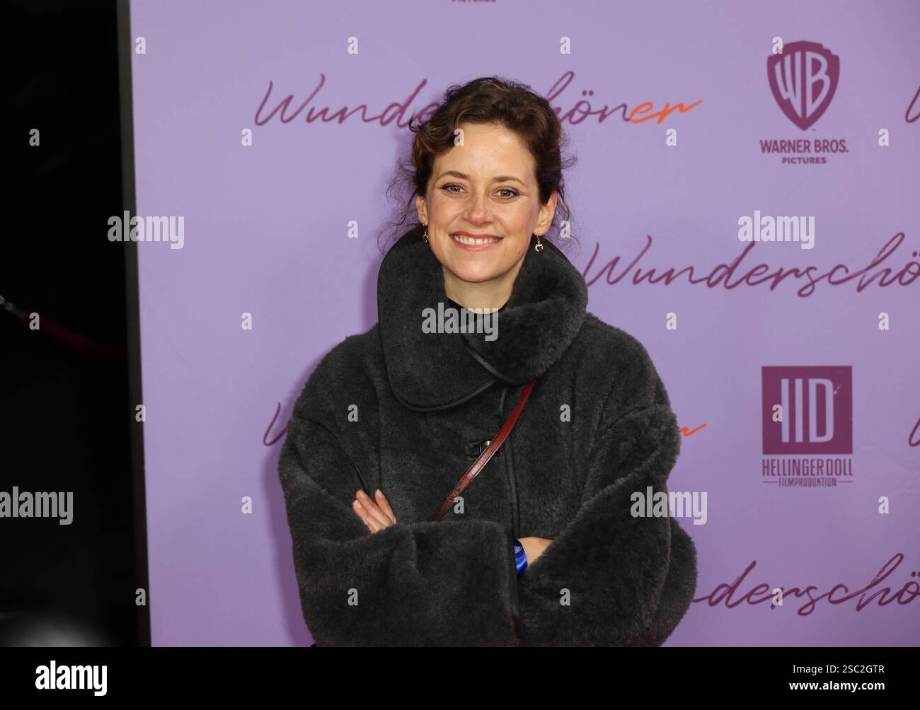 Anja Knauer auf der Welt-Filmpremiere Wunderschoener unter der Regie ...
