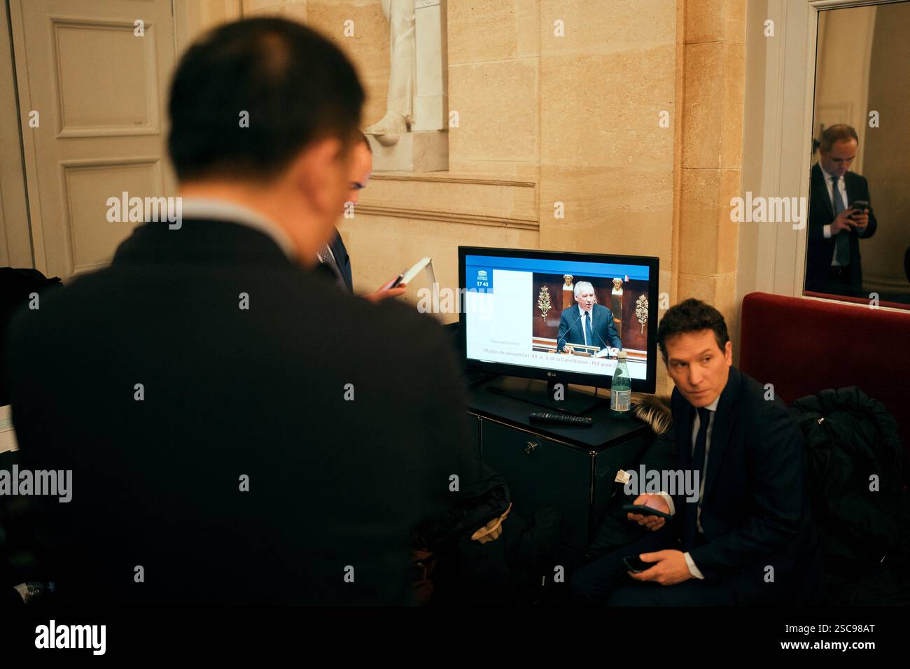 Dieses Foto ist eine Illustration von Journalisten im Saal der 4 Säulen der Nationalversammlung ...