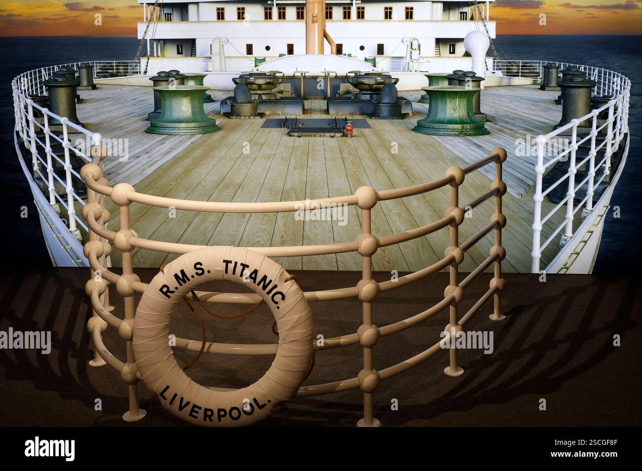 Bug der Titanic als Fotospot bei der Eröffnung der Ausstellung Titanic ...
