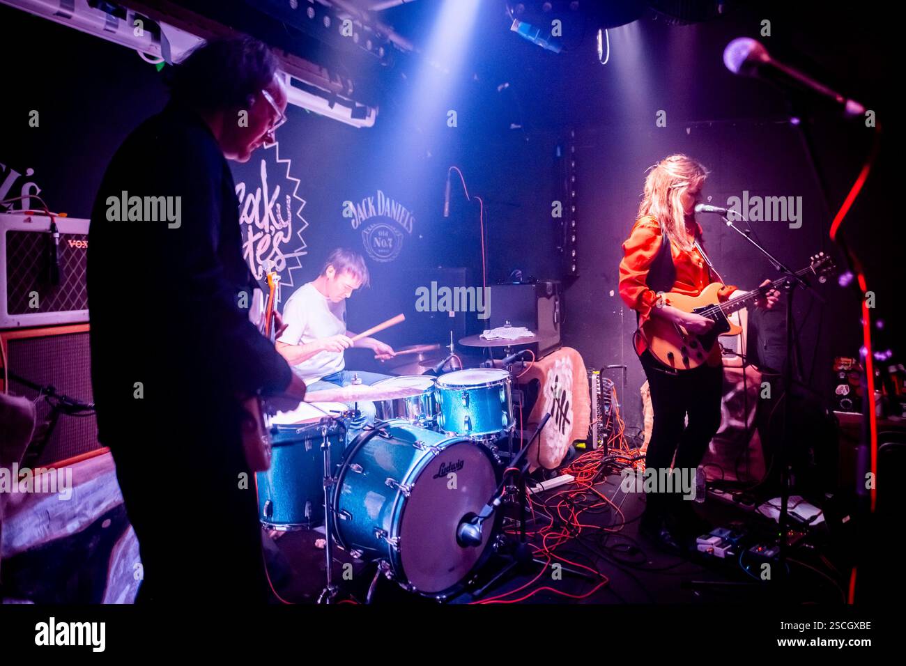 Edinburgh, Schottland. Do. 6. Februar 2025. Die schottische Band Jill ...