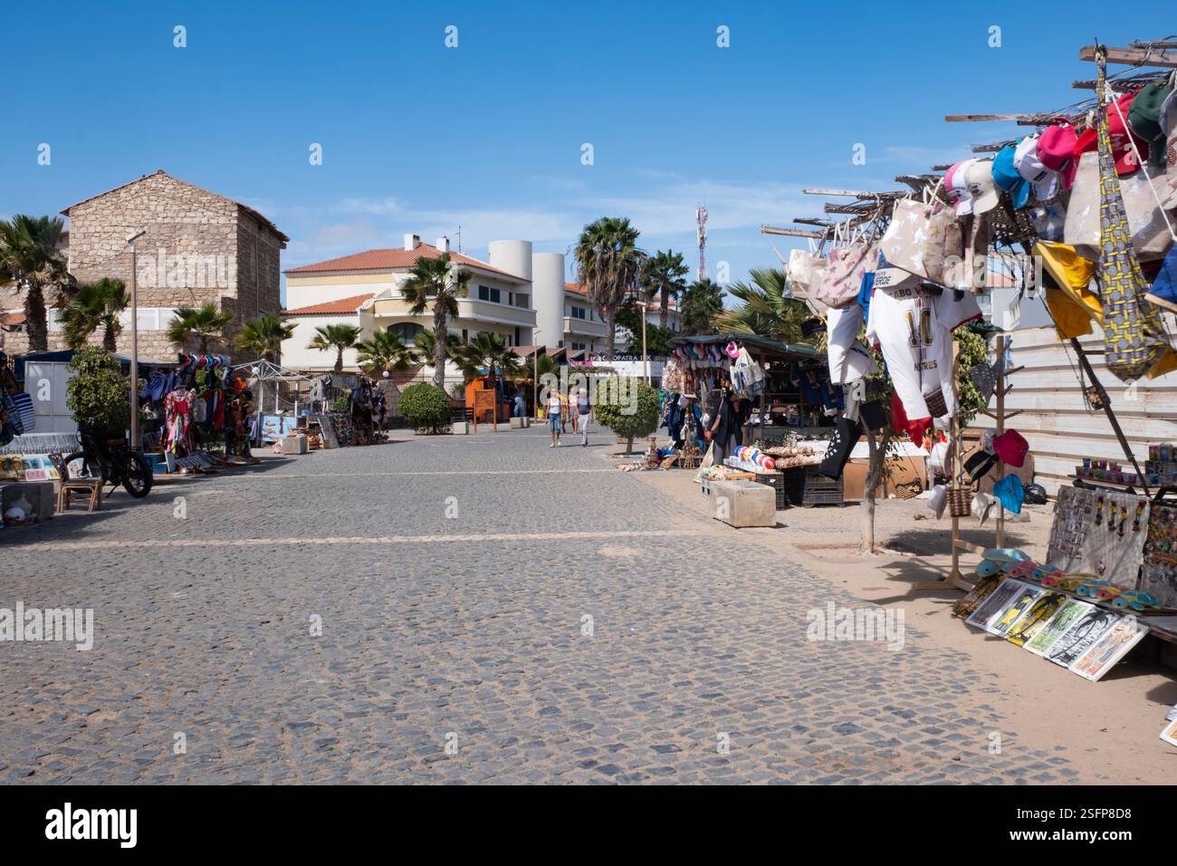Das ganze jahr über sonnenschein -Fotos und -Bildmaterial in hoher ...