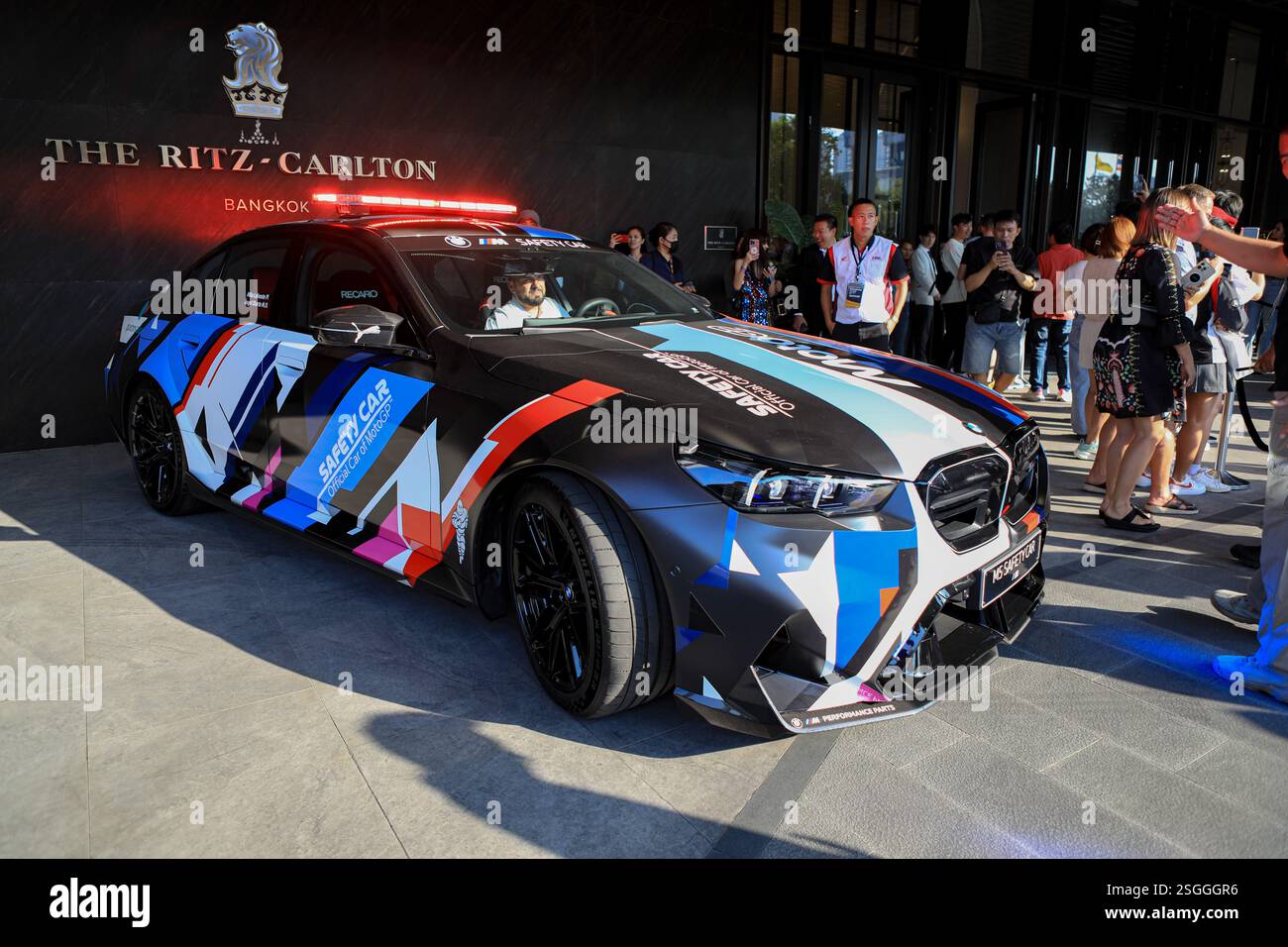 Bangkok, Thailand. Februar 2025. Der offizielle BMW M5 Safety Car des Rennens wird am 9. Februar ...