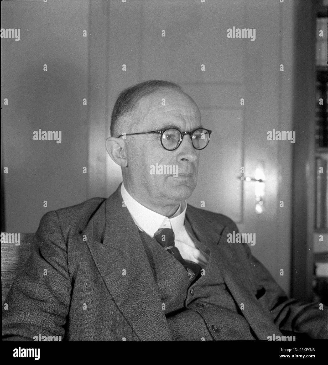 Prof. Dr. phil. Konrad Escher, Zürich 1942#Prof. Dr. phil. Konrad ...