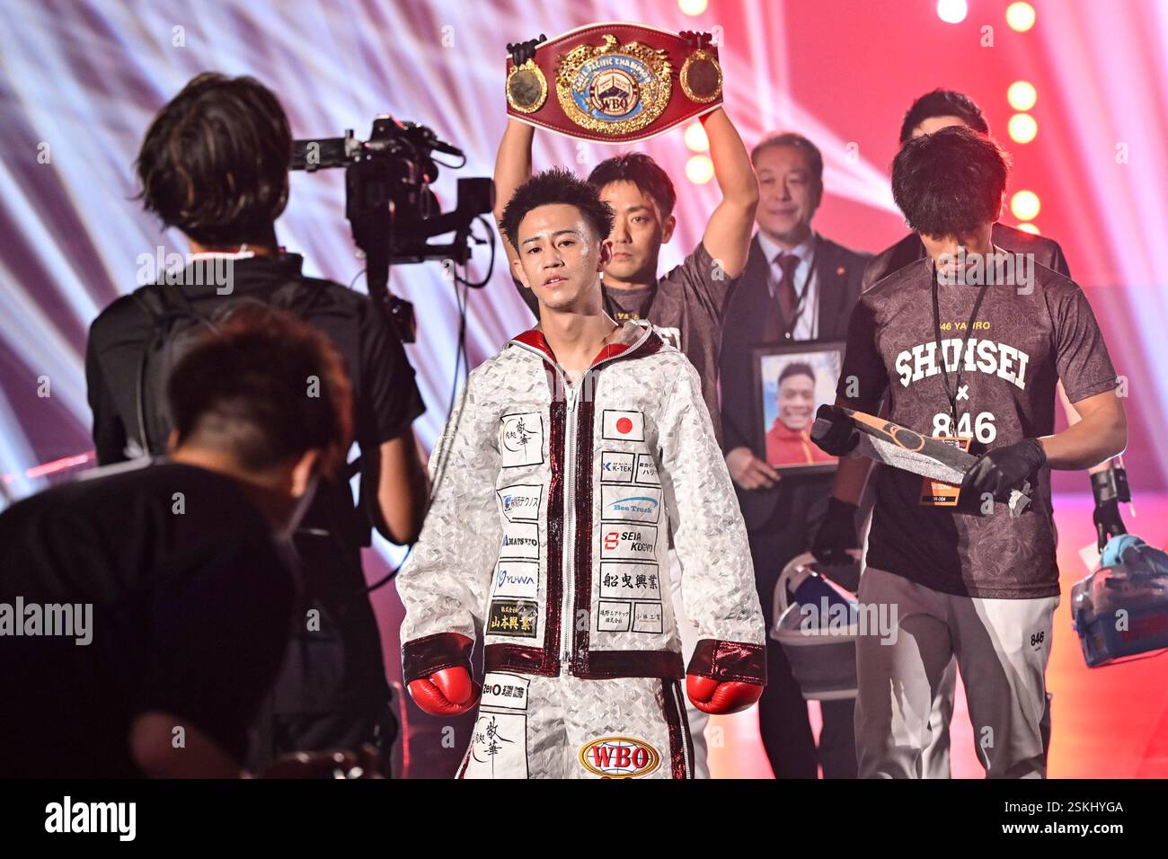 Tokio, Japan. Januar 2025. Champion Goki Kobayashi tritt am 24. Januar 2025 in den Ring vor ...