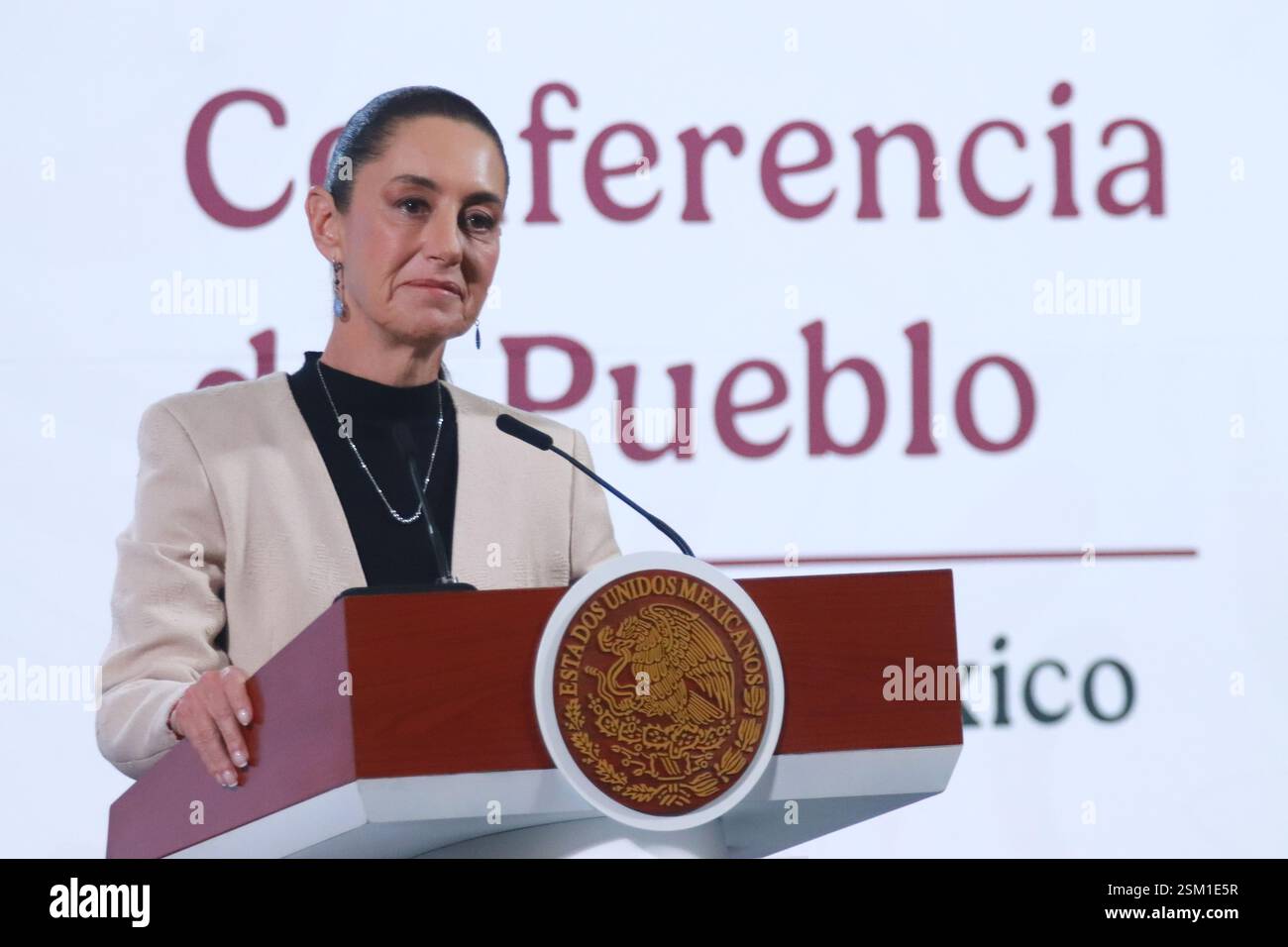 Mexiko-Stadt, Mexiko. Februar 2025. Mexikos Präsidentin Claudia ...