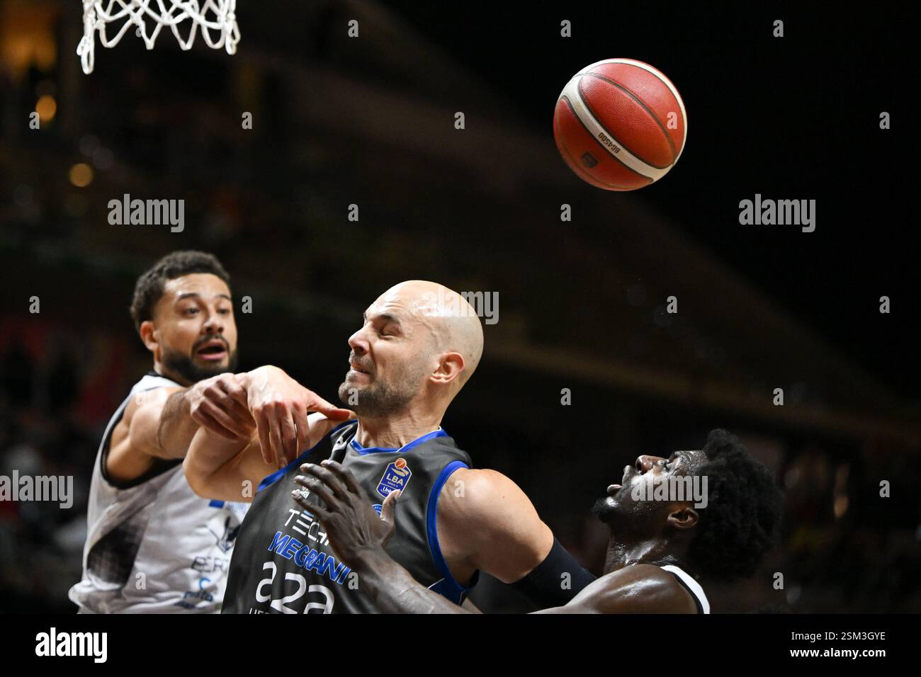 Jason BurnellMiro Bilan Brescia im Spiel des LBA Frecciarossa Final ...