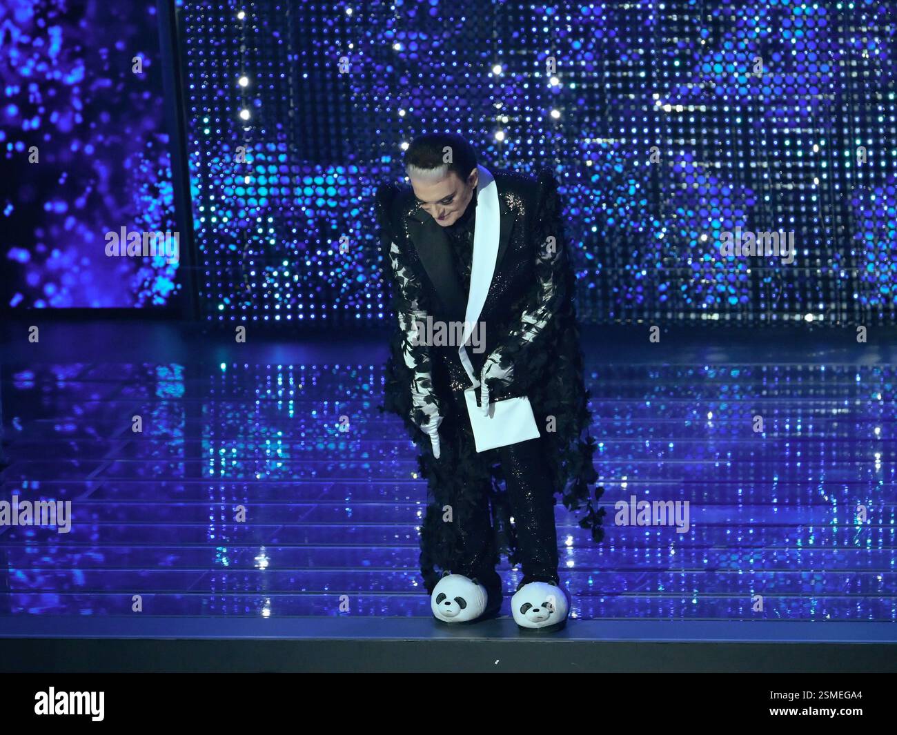 Sanremo, 75. Italienisches Songfestival 2025 - zweiter Abend. Auf dem ...