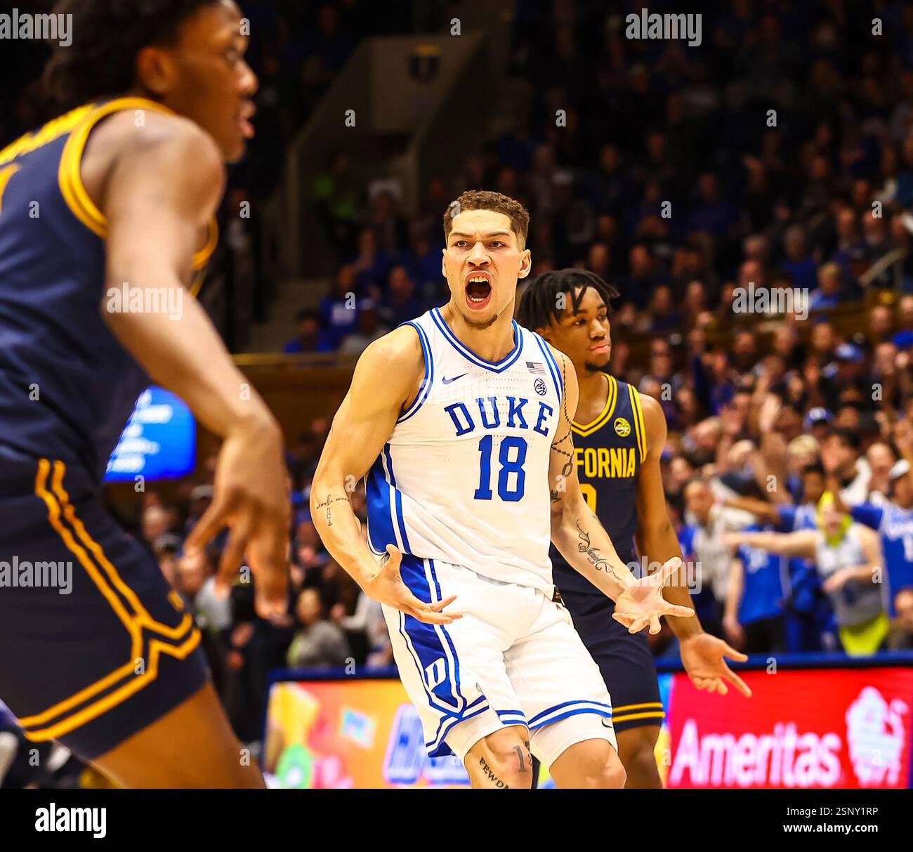 12. Februar 2025: Duke Forward Mason Gillis (18) feiert nach einem 3 ...