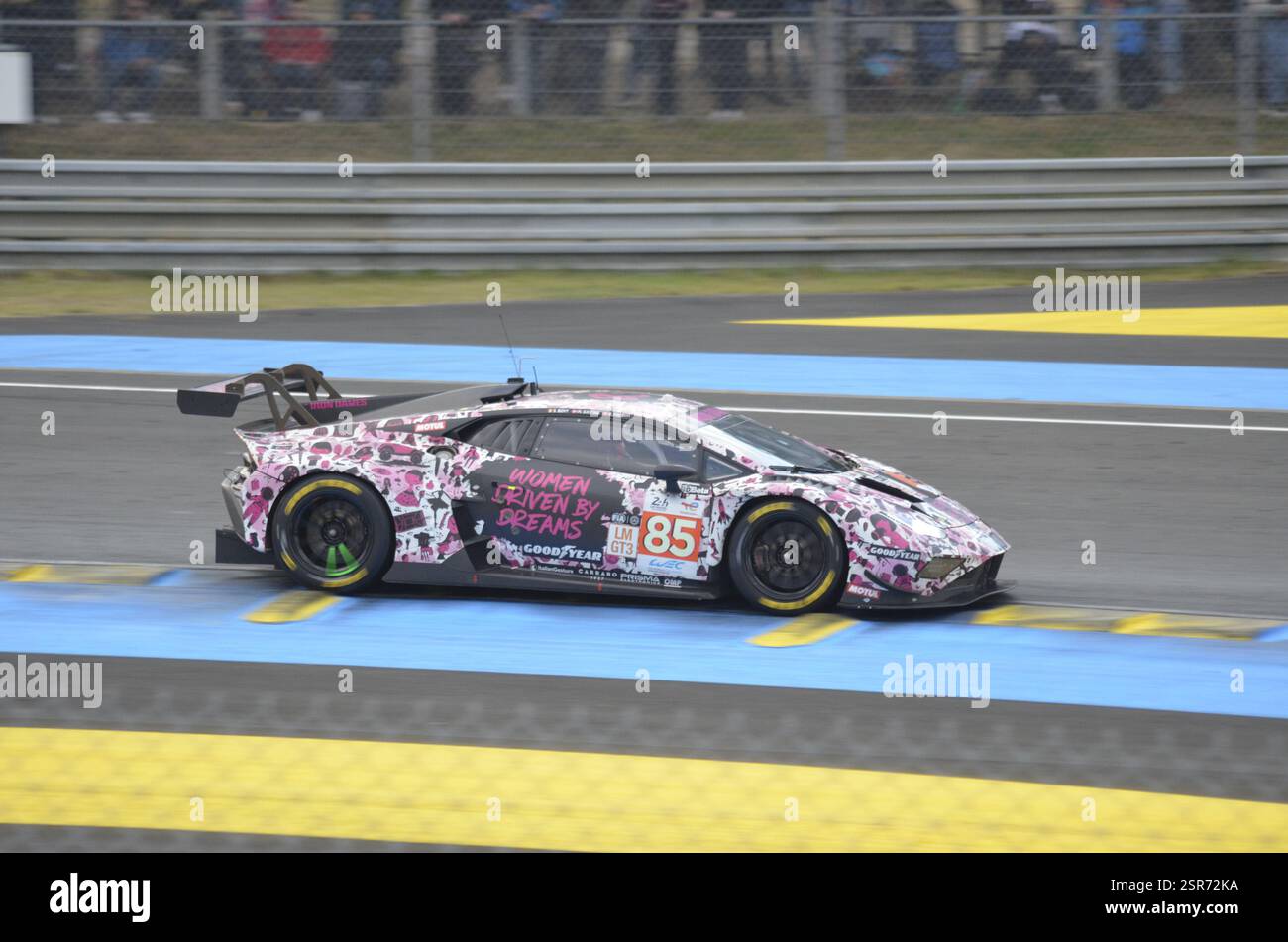 Iron Dames trat bei den Le Mans 24 Hours 2024 in den Lamborghini ...