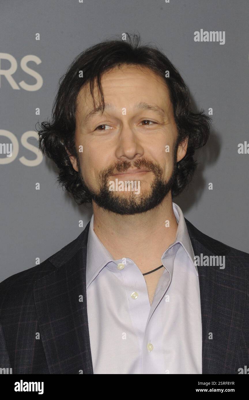 CA. 15. Februar 2025. Joseph Gordon-Levitt bei Ankunft für 2025 Writers ...