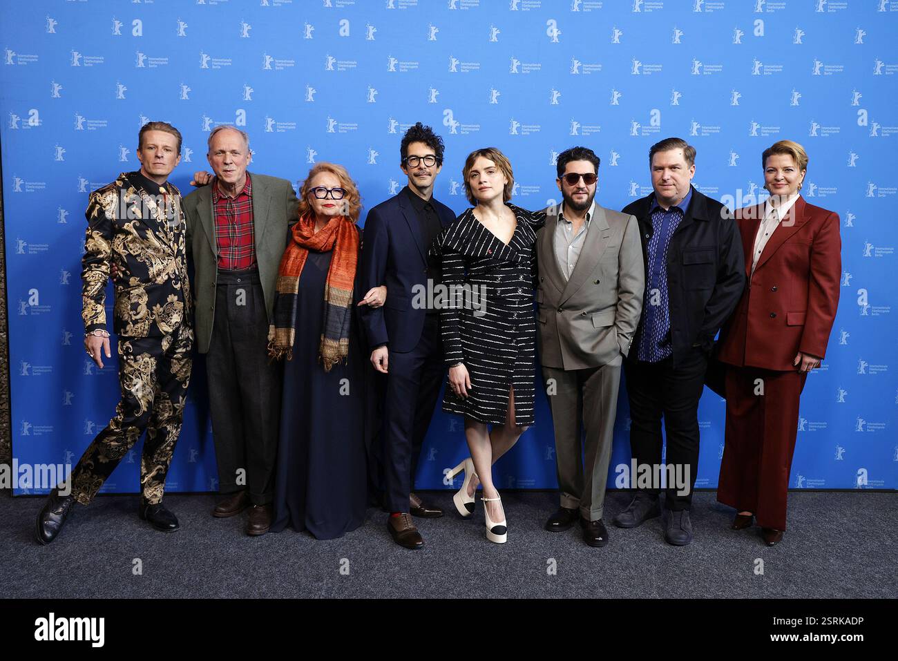 Alexander Scheer, Ulrich Tukur, Vera Brandes, Ido Fluk, Mala Emde, John ...