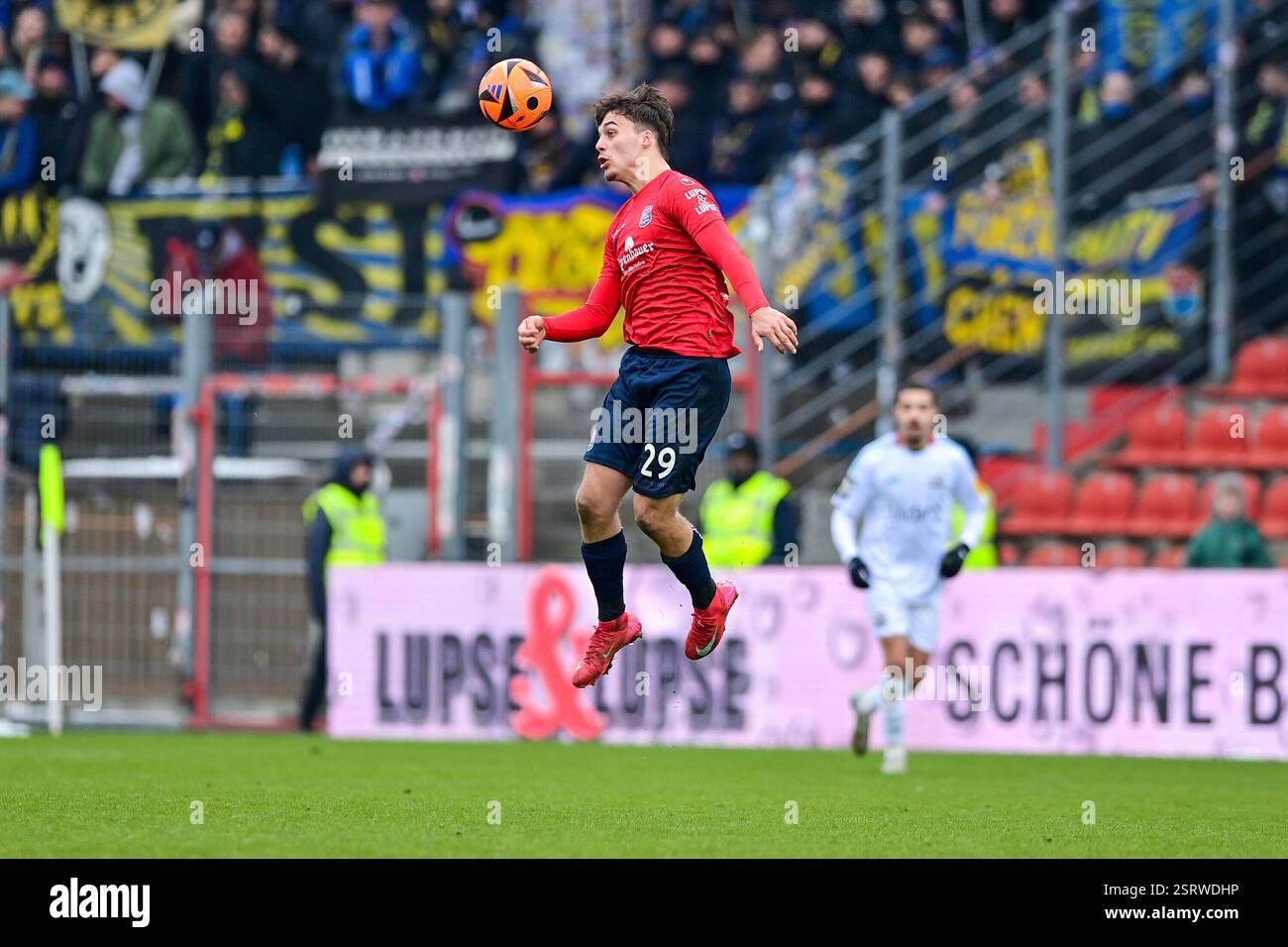 Unterhaching, Deutschland. Februar 2025. Leander Nicolas Popp ...