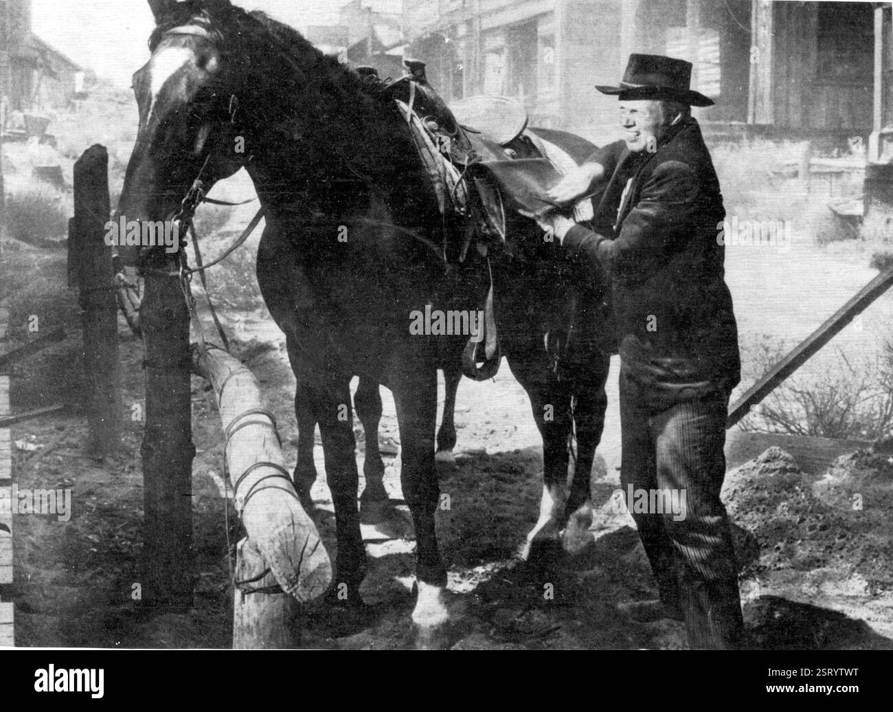 GELBER HIMMEL RICHARD WIDMARK Datum: 1948 Stockfotografie - Alamy