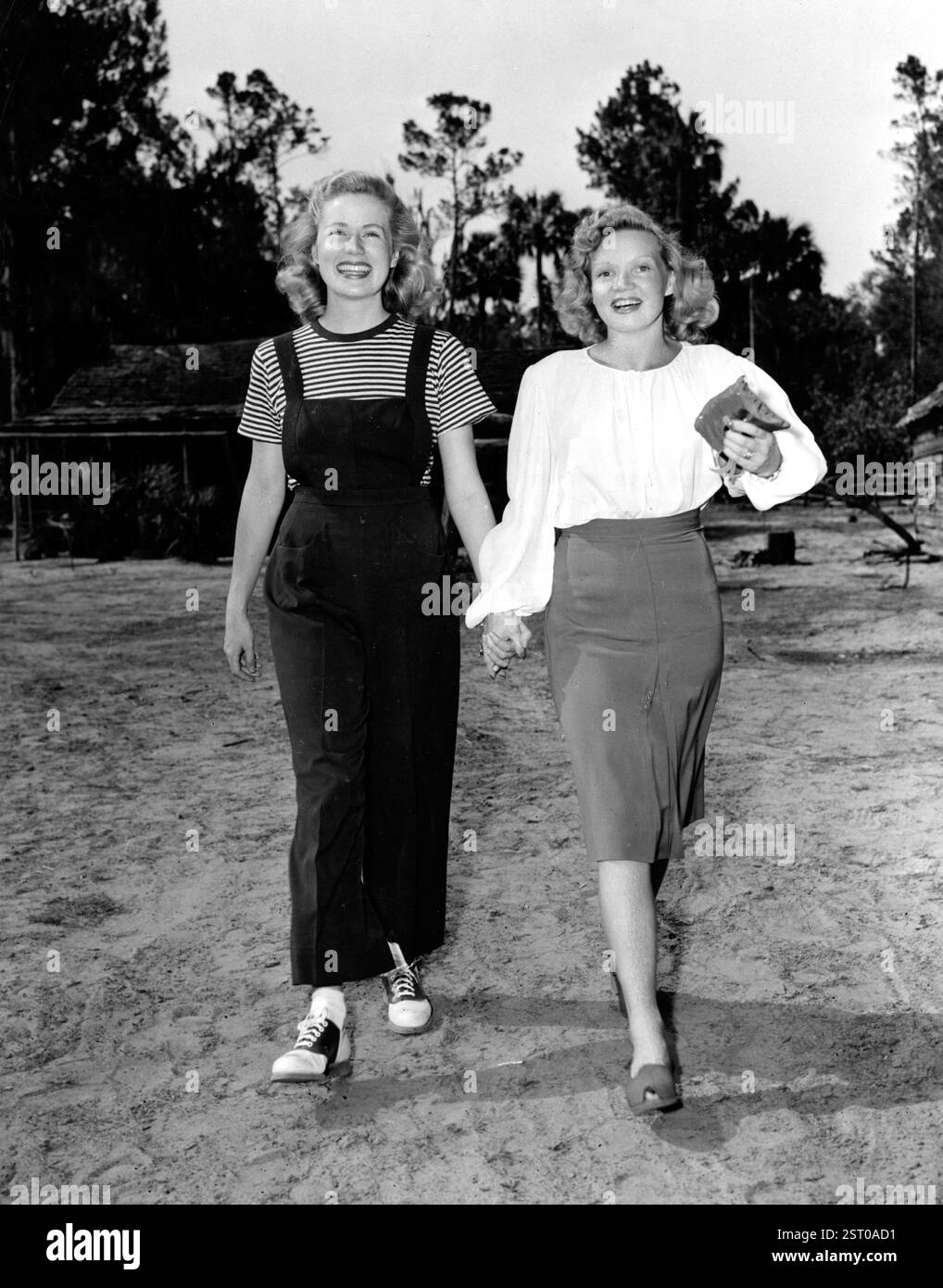 JACQUELINE WHITE wurde durch die Schauspielerin Jane Wyman als „Ma ...