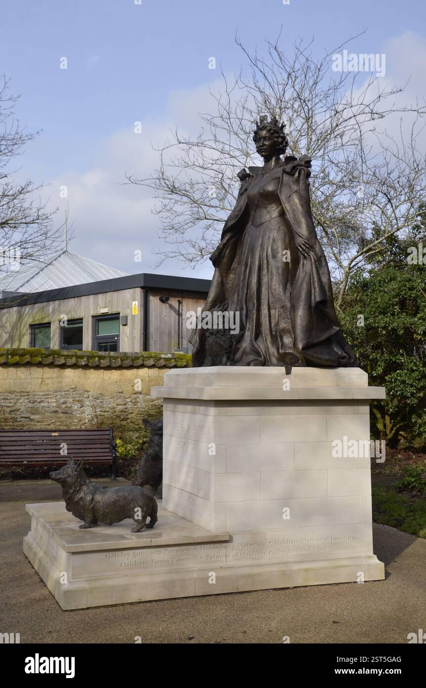 Die erste Statue der Königin Elisabeth 2. Nach ihrem Tod in Oakham ...