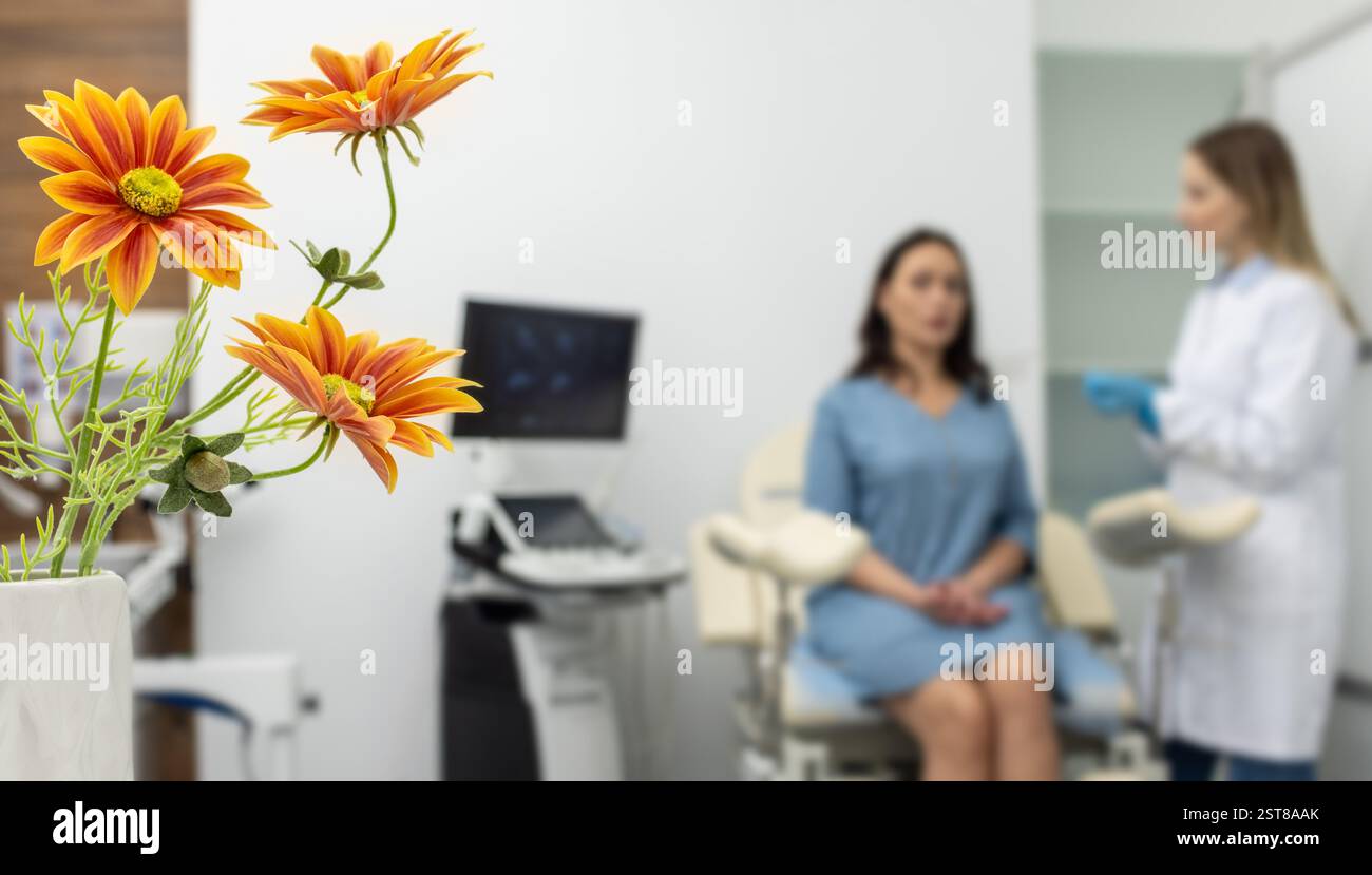 Blumen symbolisieren weibliche reproduktive Gesundheit. Jährliche ...