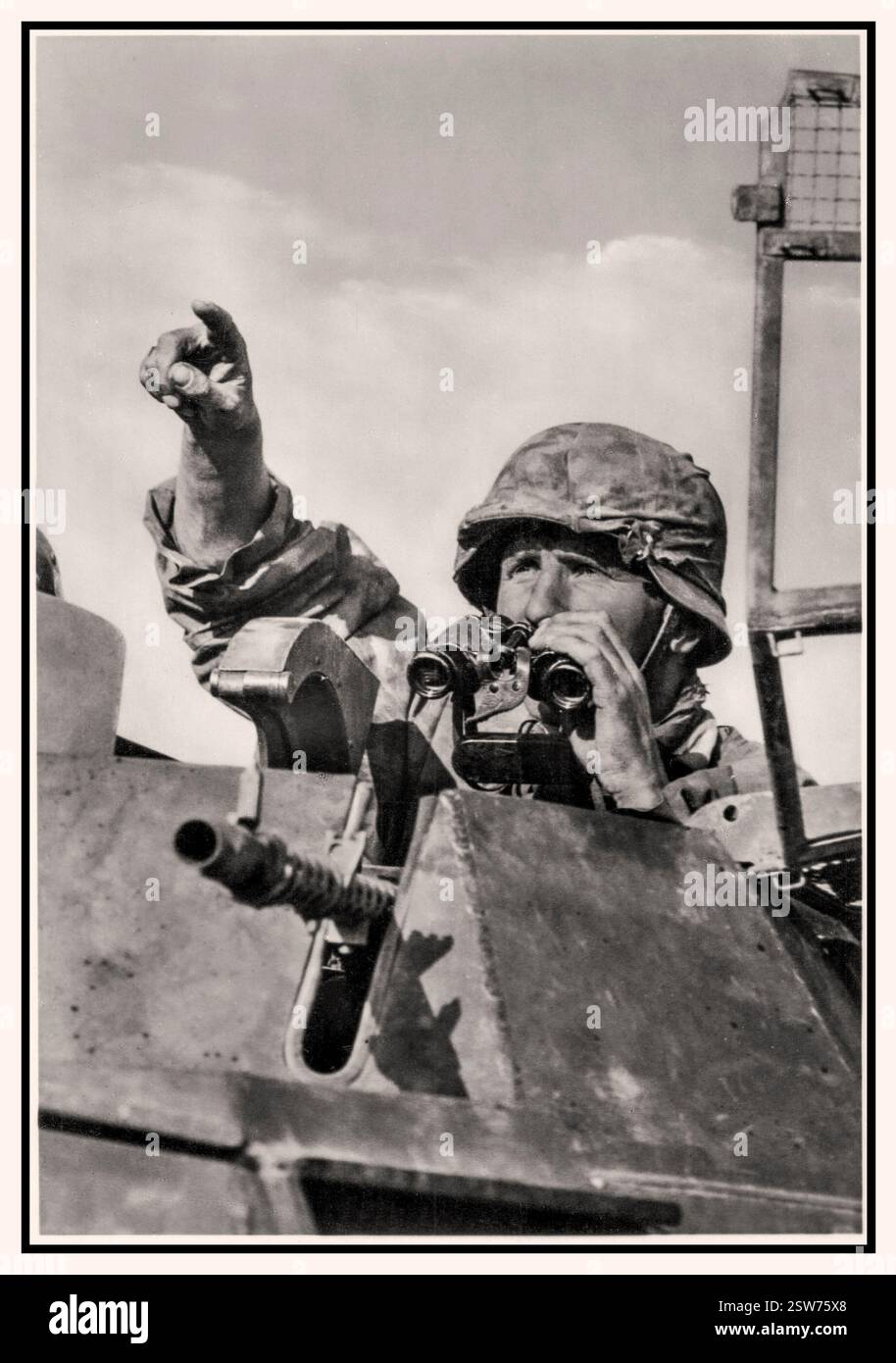 Propagandapostkarte unser waffen ss angriff -Fotos und -Bildmaterial in ...