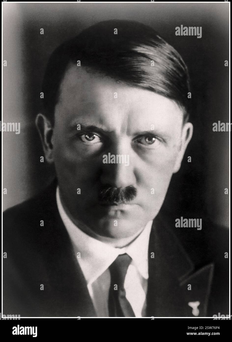 Adolf hitler portrait 1930 -Fotos und -Bildmaterial in hoher Auflösung ...