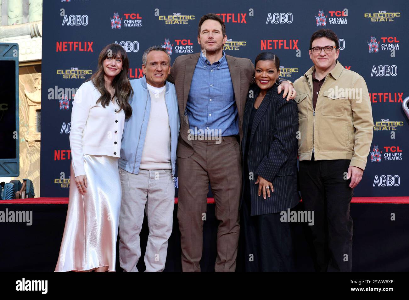 Alison Brie, Joe Russo, Chris Pratt, Yvette Nicole Brown und Anthony Russo bei Anthony und Joe ...