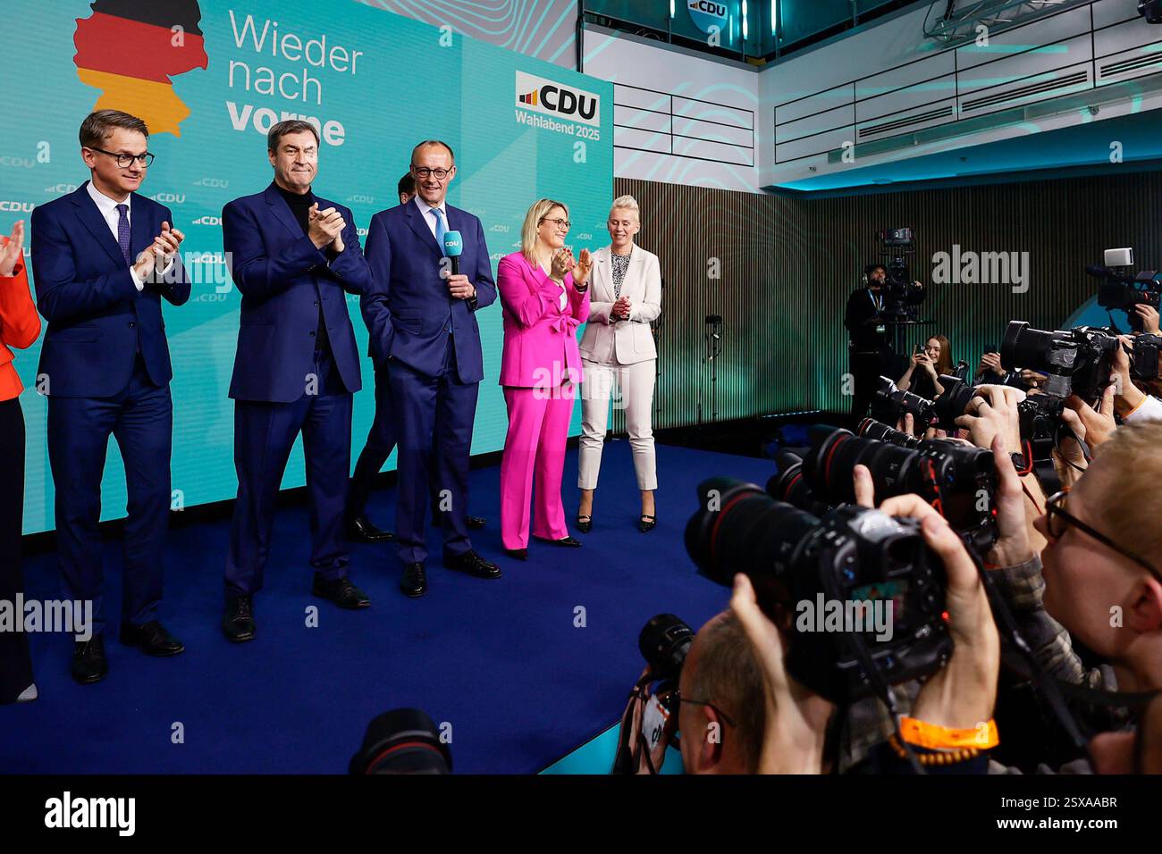 Friedrich Merz, CDU-Parteivorsitzender und Kanzlerkandidat, Carsten ...