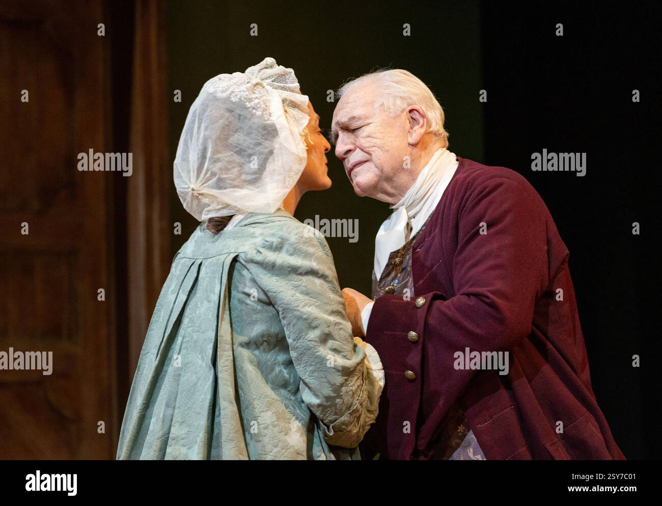 Nicole Ansari-Cox (Anna), Brian Cox (Bach) in DER PARTITUR von Oliver ...