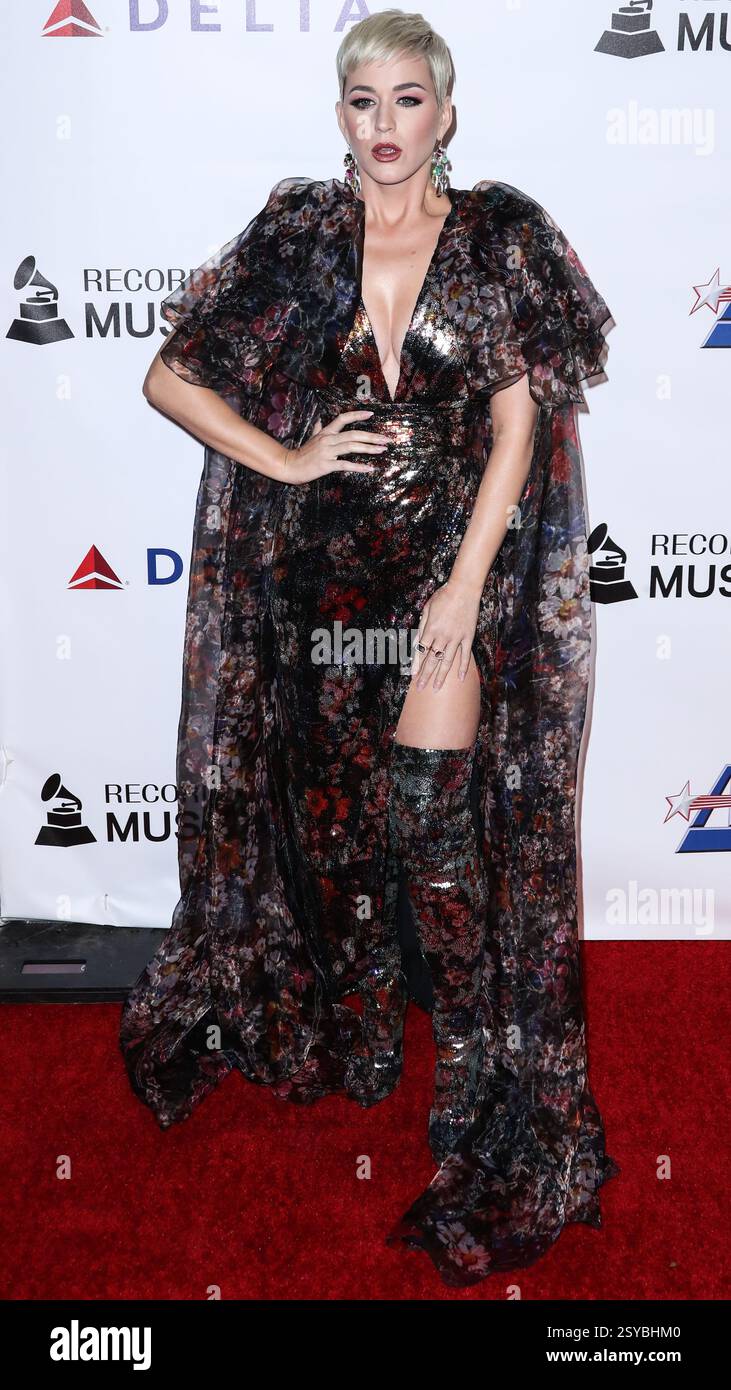 (DATEI) Katy Perry geht auf dem Blue Origin All-Women-Flug mit Blue ...