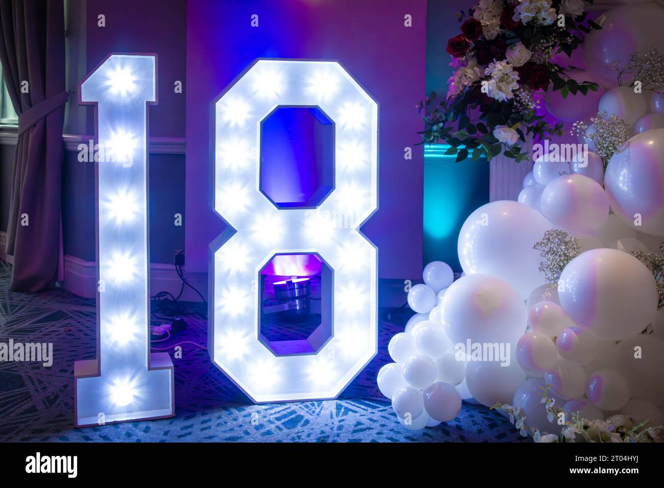 18 geburtstag -Fotos und -Bildmaterial in hoher Auflösung – Alamy