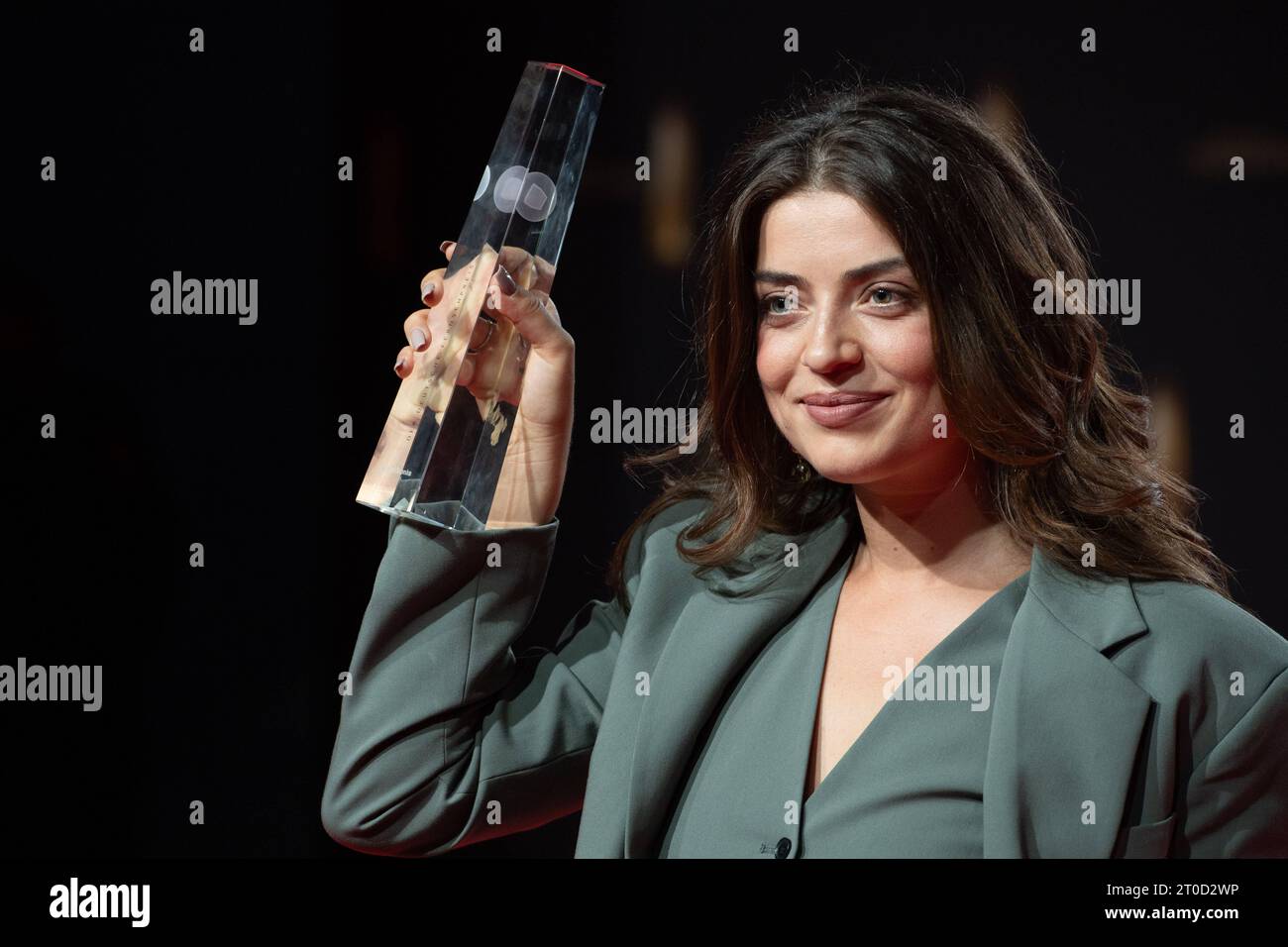 Preistraegerin Altine EMINI, Schauspielerin, Comedy-Serie King of ...