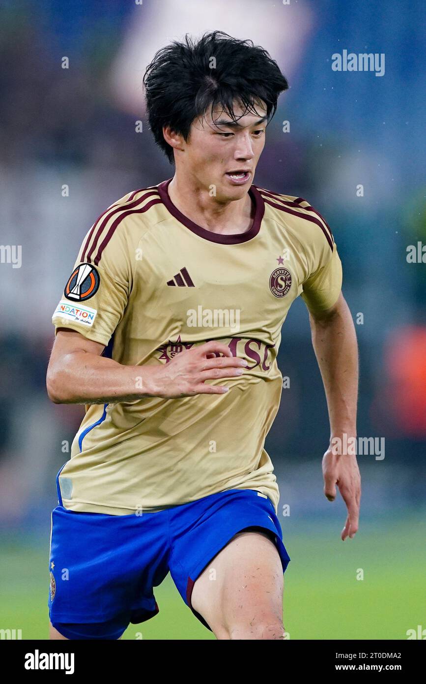 Rom, Italien. Oktober 2023. Keigo Tsunemoto von Servette FC während des Gruppenspiels der UEFA ...