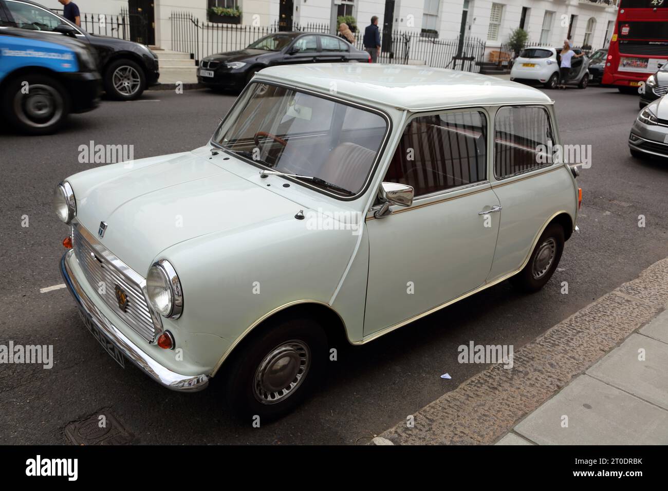Original mini cooper -Fotos und -Bildmaterial in hoher Auflösung – Alamy