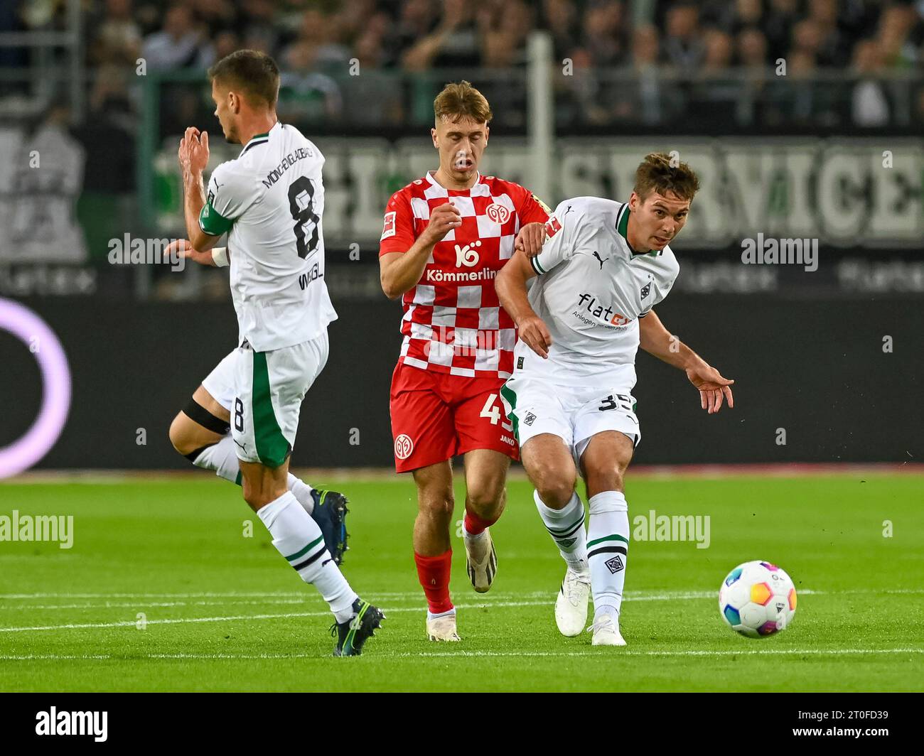 ZWEIKAMPF zwischen Brajan Gruda (1. FSV Mainz 05, #43) und Maximilian ...