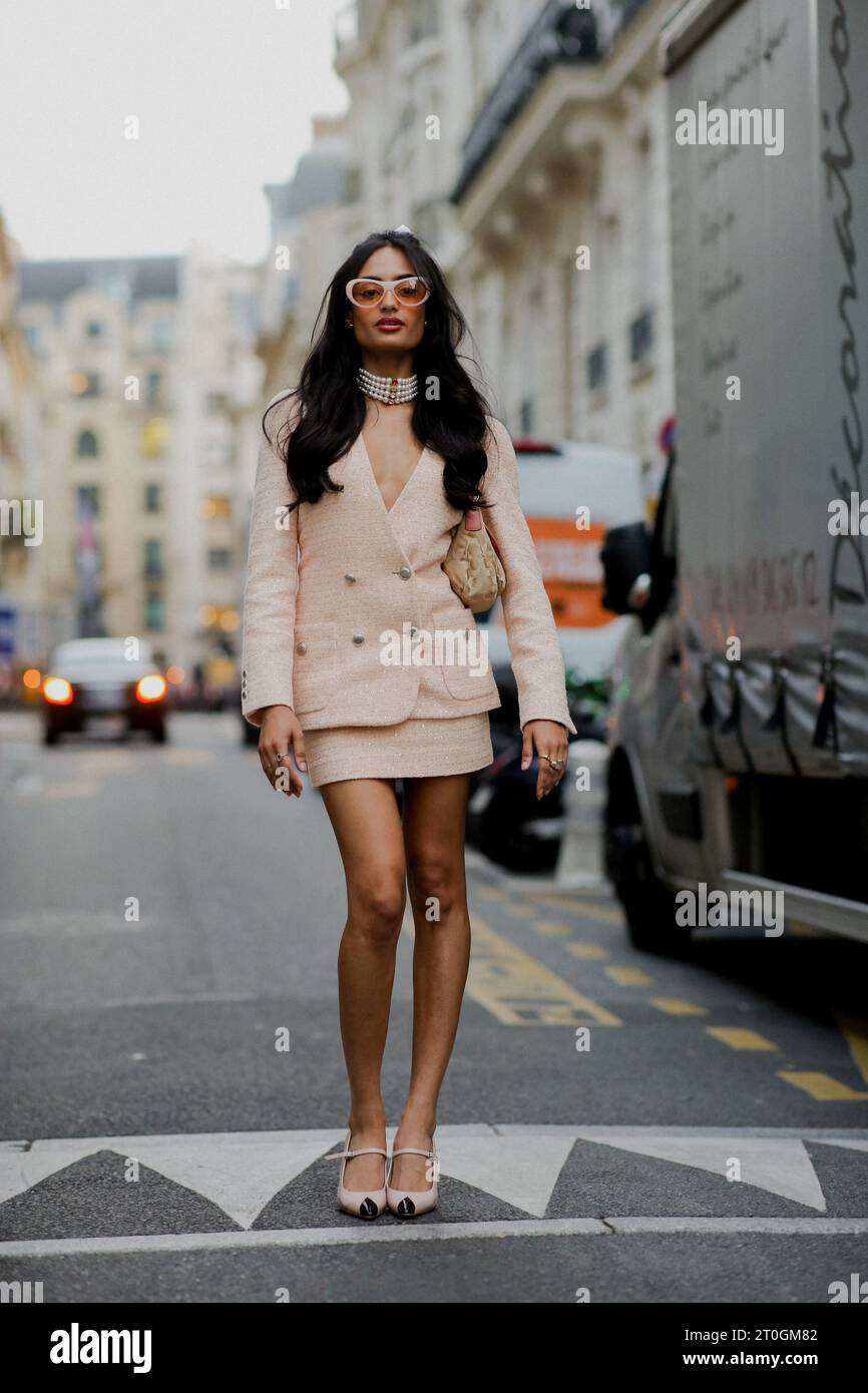 Street Style, Sabrina Bahsoon Ankunft bei Alessandra Rich Spring Summer ...