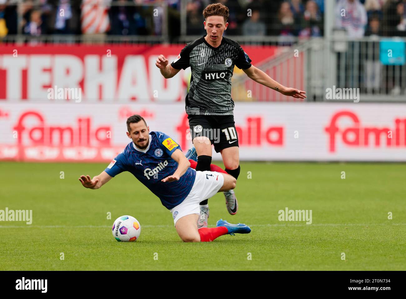 Kiel, Deutschland. Oktober 2023. Fußball: 2. Bundesliga, Holstein Kiel ...