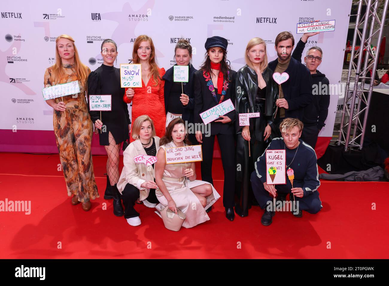 Berlin, Deutschland. Oktober 2023. Esther Roling, Pheline Roggan, Laura ...