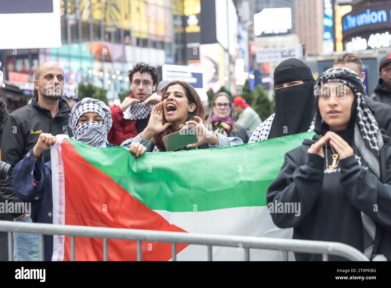 Angriff auf israel -Fotos und -Bildmaterial in hoher Auflösung – Alamy