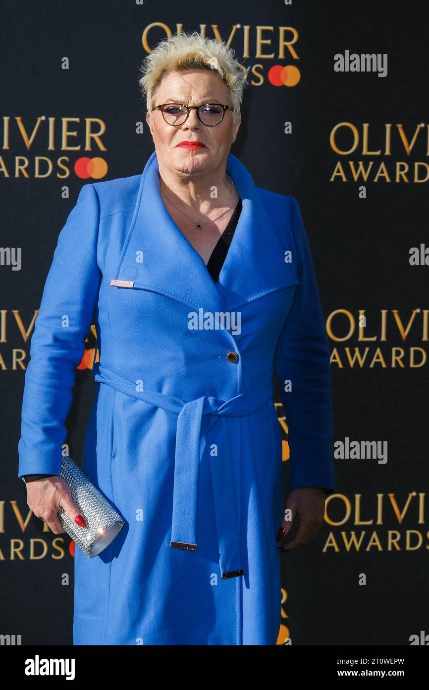 Suzy eddie izzard -Fotos und -Bildmaterial in hoher Auflösung – Alamy