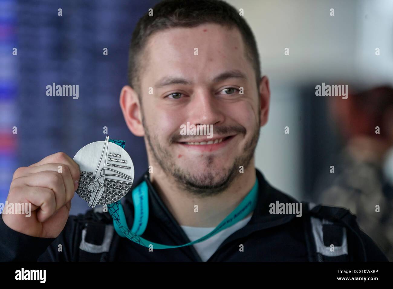 Zagreb, Kroatien. Oktober 2023. Der kroatische Turner Tin Srbic kommt ...