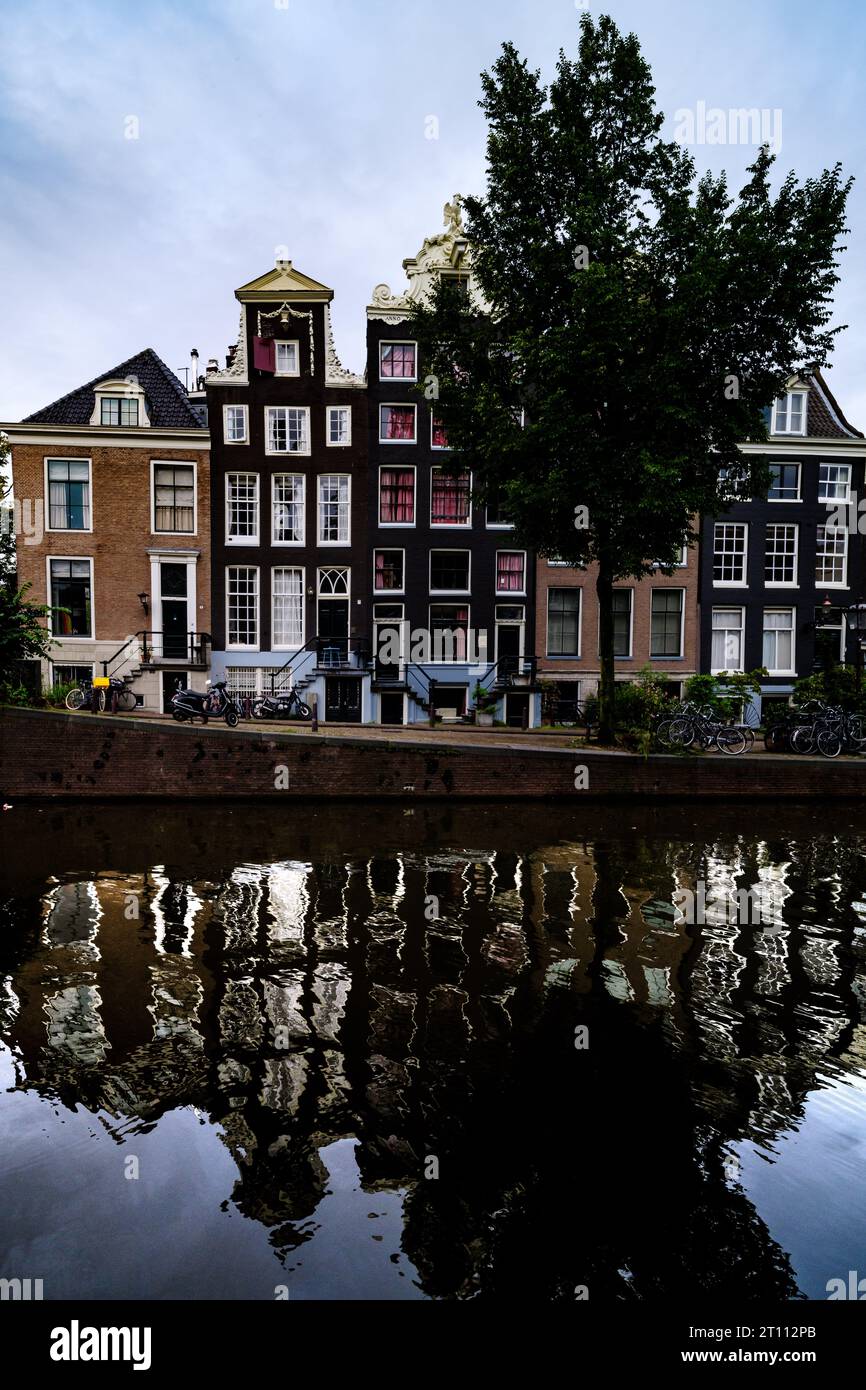 Tiffany case bond -Fotos und -Bildmaterial in hoher Auflösung – Alamy