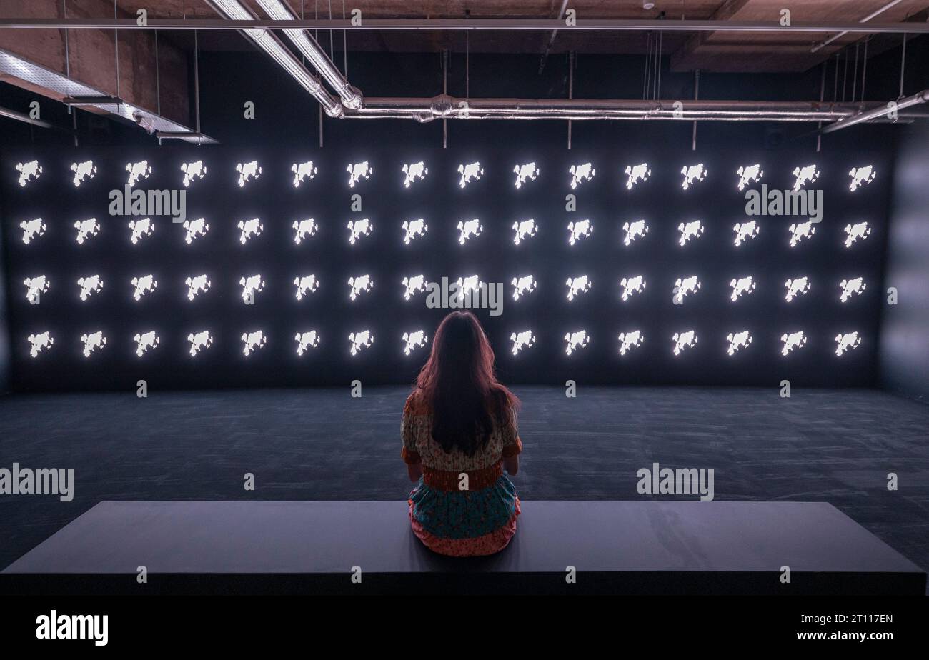 180 Studios, London, Großbritannien. Oktober 2023. Das bahnbrechende, immersive Kunstkollektiv ...