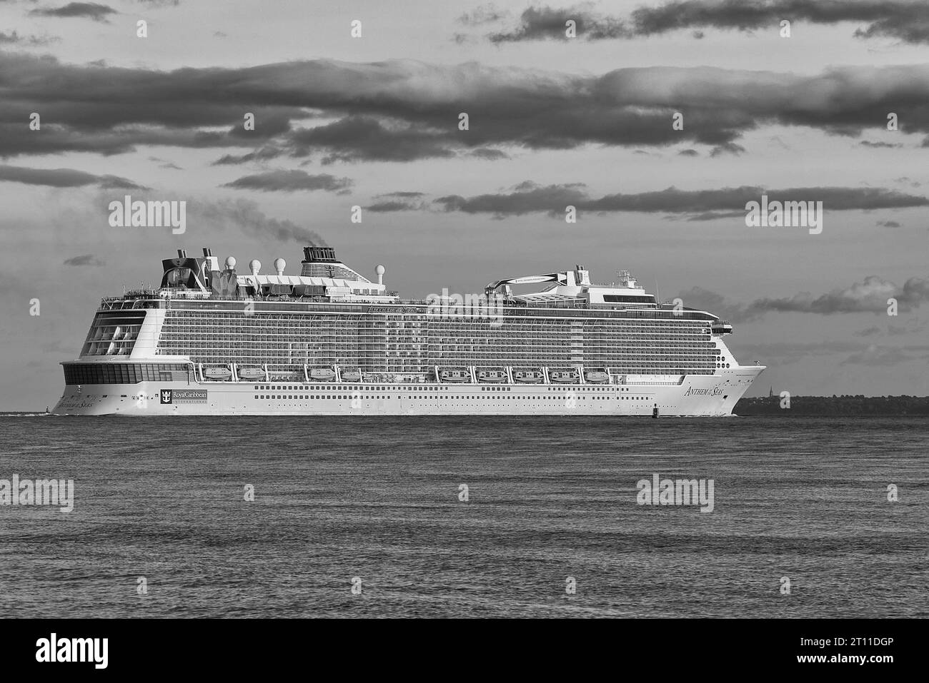 Hymne des seekreuzschiffs Schwarzweiß-Stockfotos und -bilder - Alamy