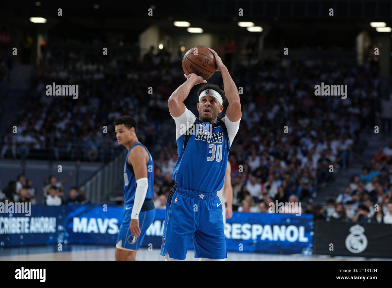 Seth Curry von Dallas Mavericks während des Ausstellungsspiels zwischen ...