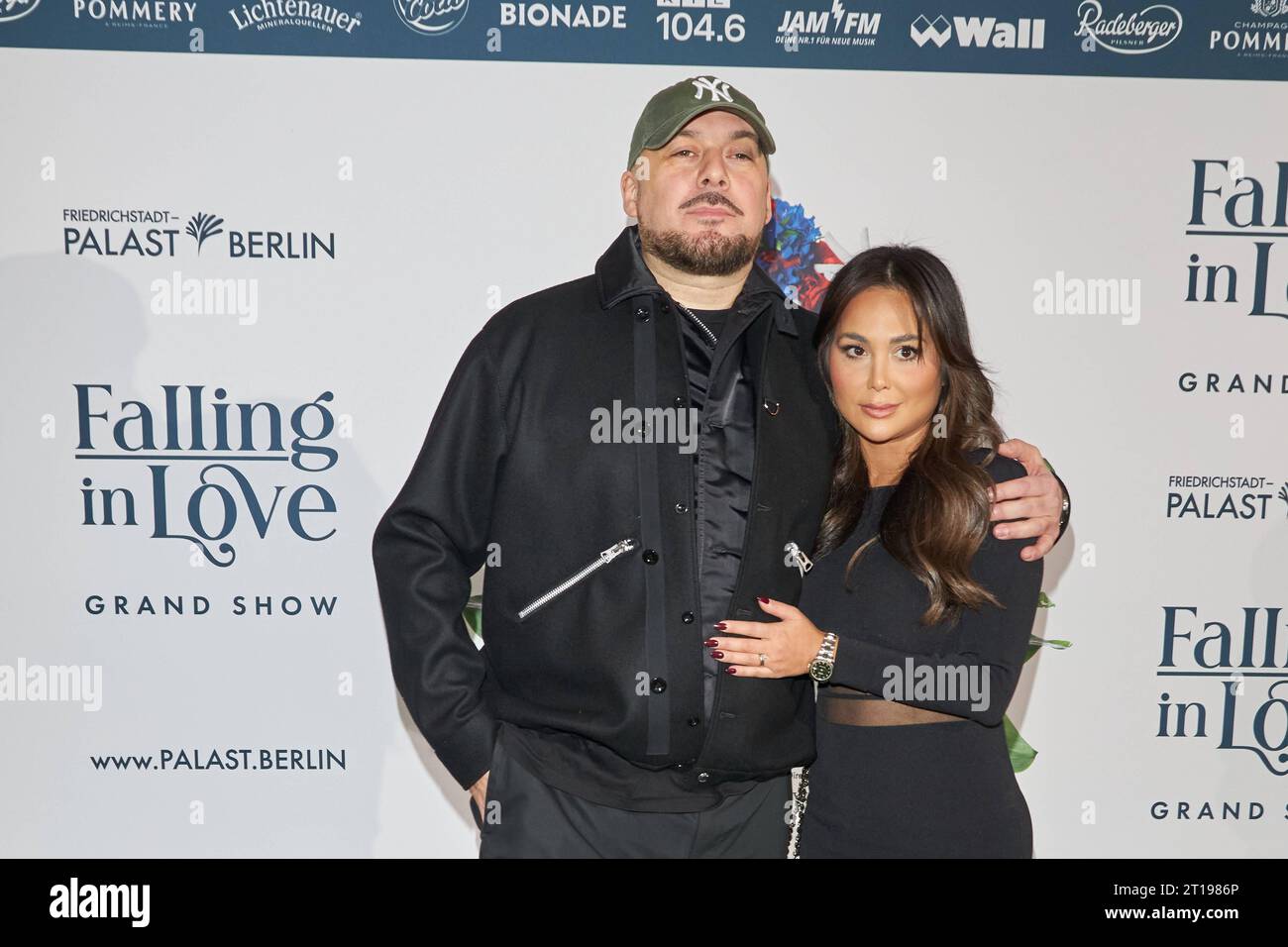Kool Savas und Maria Yurderi - Weltpremiere der Grand Show FALLING IN ...