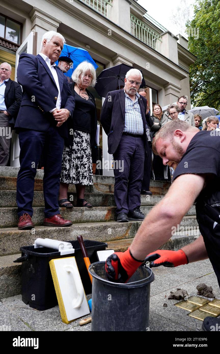 Die Enkel von Friedrich Simon Archenhold, dem Gründer der Archenhold ...