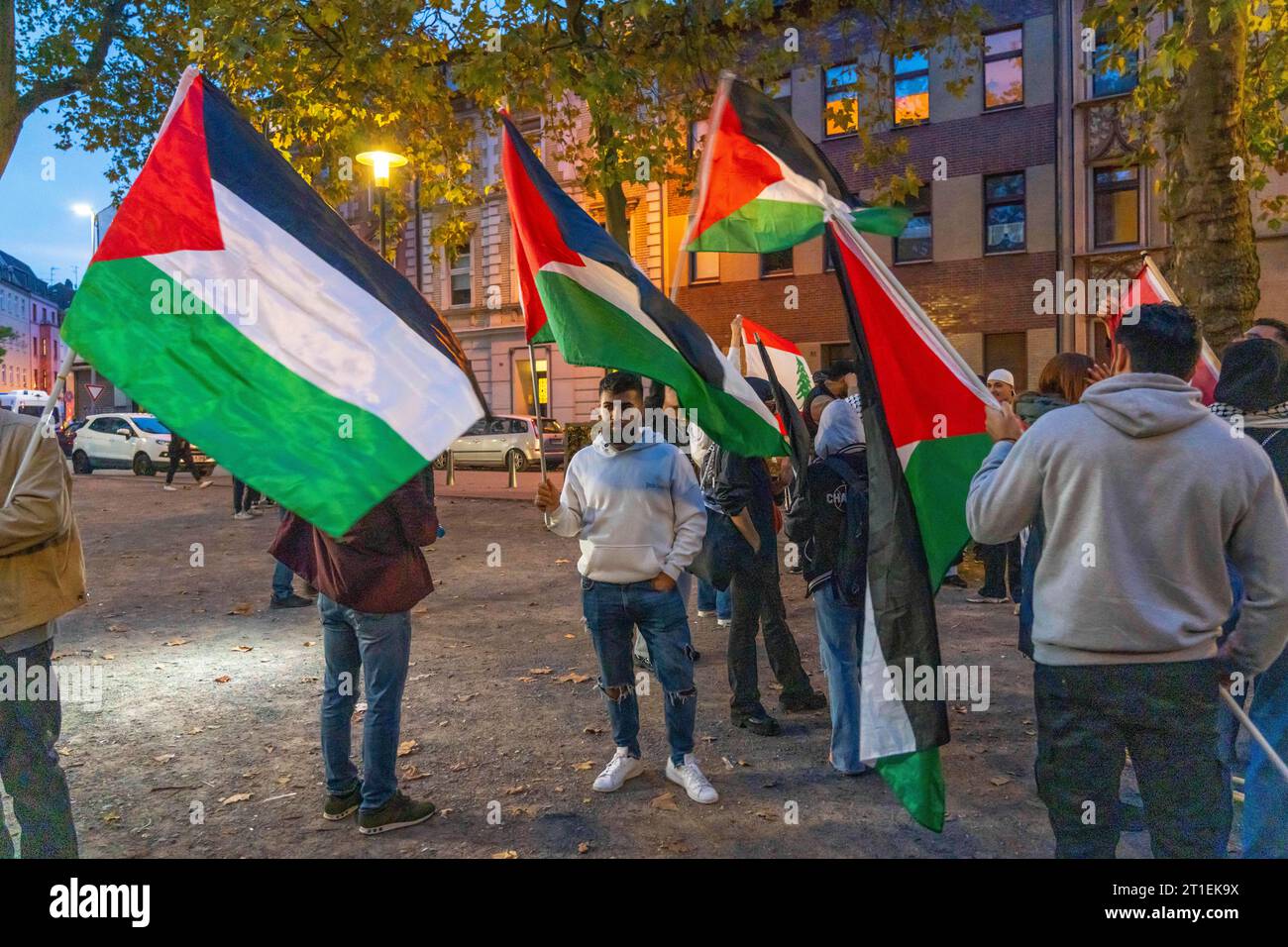 Hamas hamas terrorist -Fotos und -Bildmaterial in hoher Auflösung - Seite 10 - Alamy