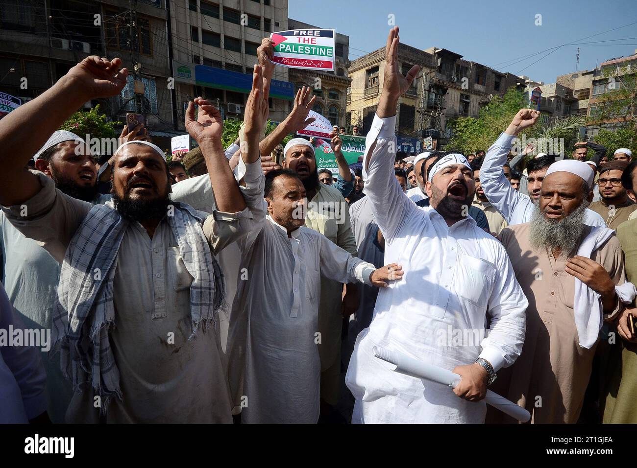 Peshawar, Peshawar, Pakistan. Oktober 2023. Anhänger einer religiösen ...