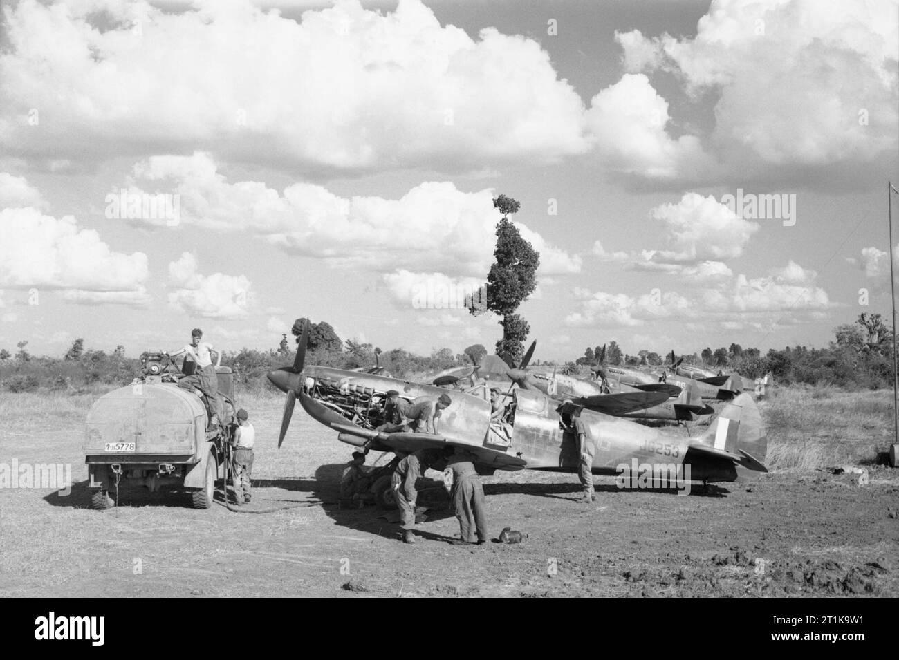 Royal Air Force in den Fernen Osten, 1941-1945. Supermarine Spitfire LF ...