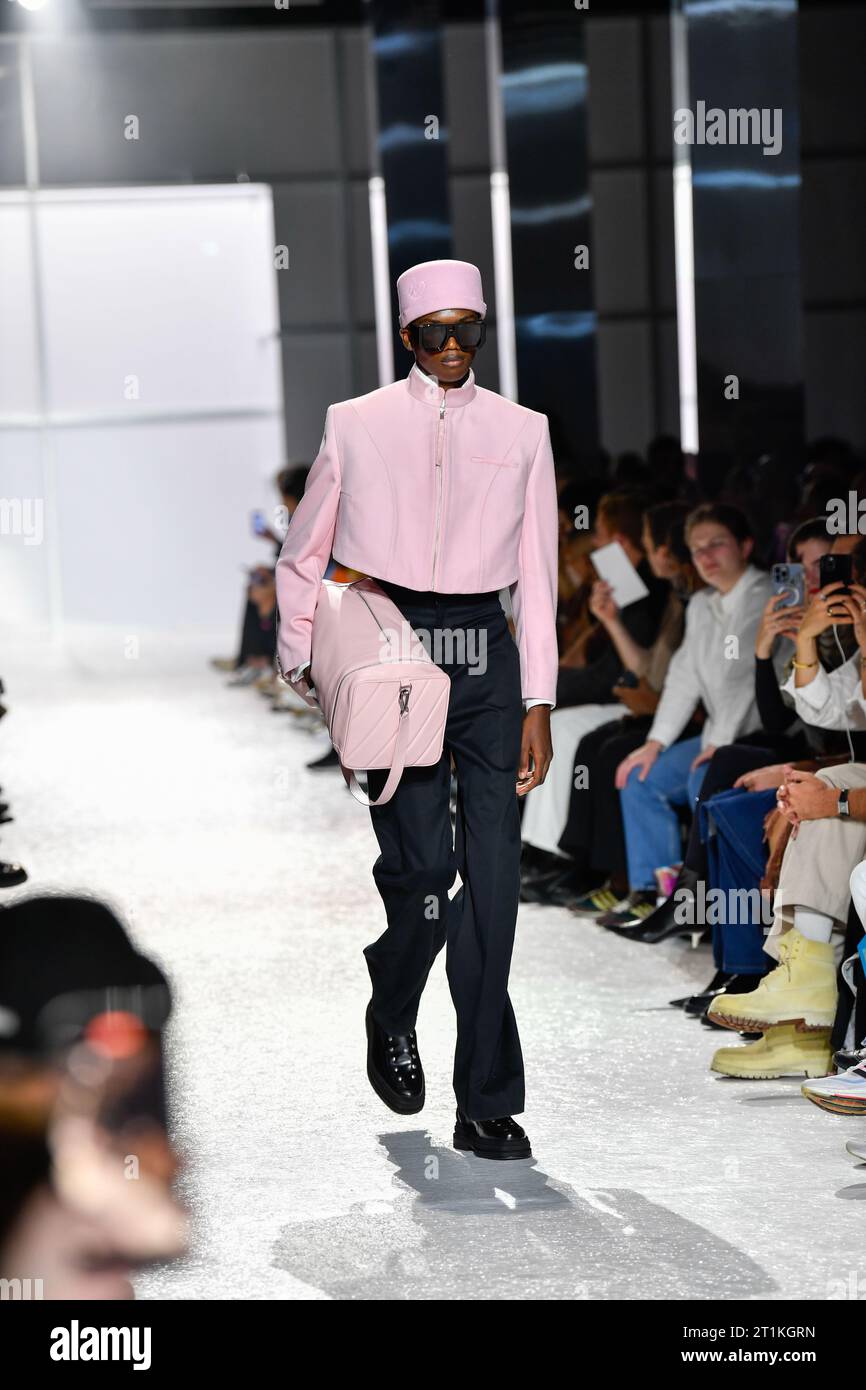 Während der Fashion Show des Designers Igor Dieryck (Belgien) beim 38 ...