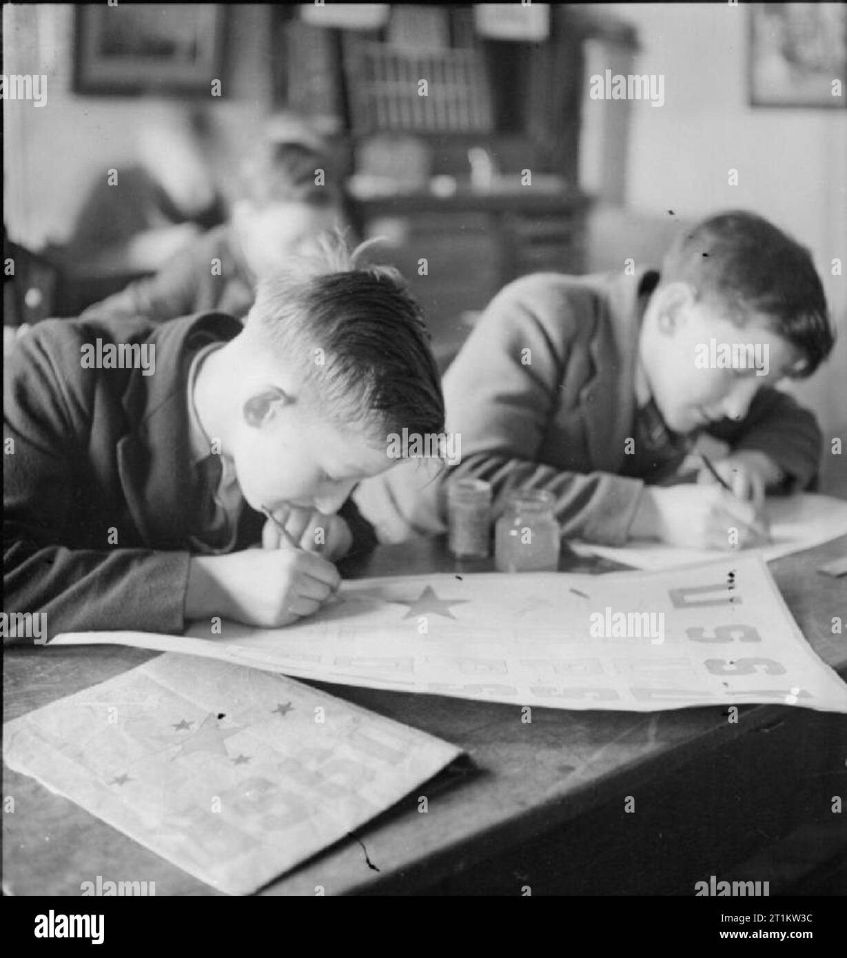 Poster 2 weltkrieg england -Fotos und -Bildmaterial in hoher Auflösung ...