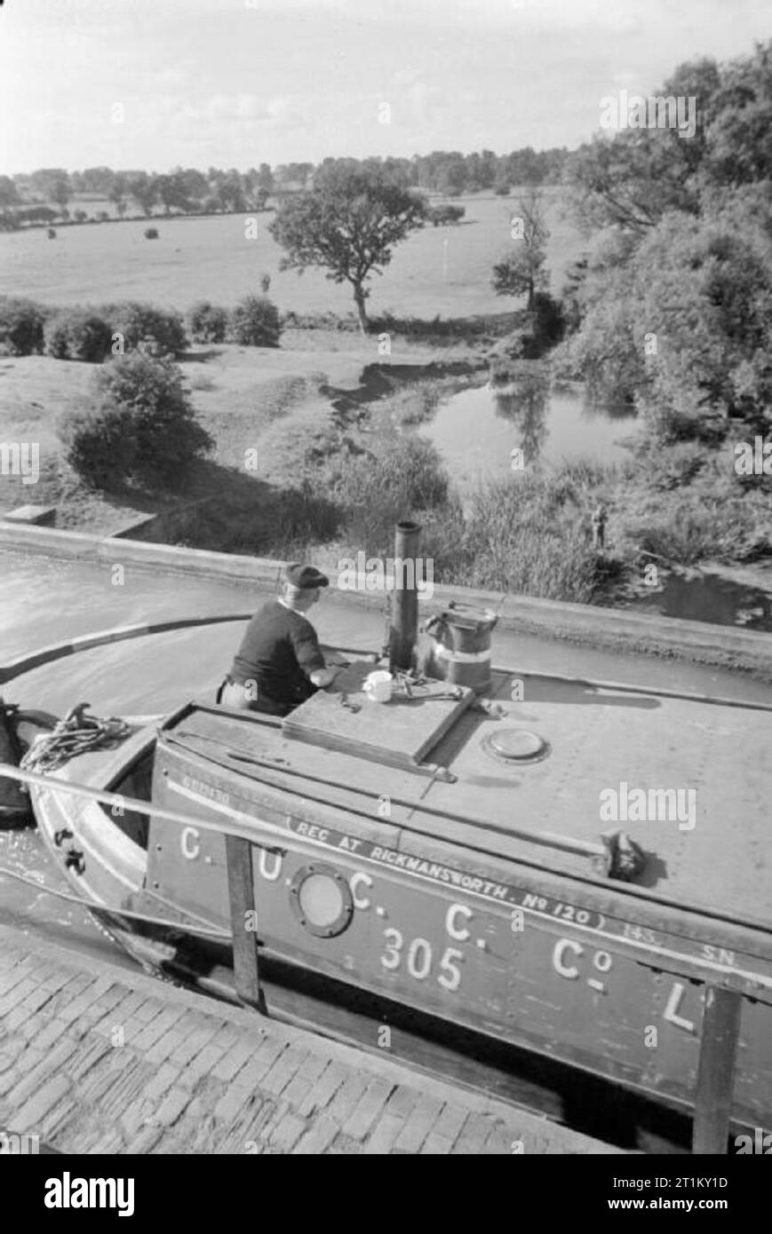 Britische Kanäle in Kriegszeiten - Verkehr in Großbritannien, 1944 ein ...