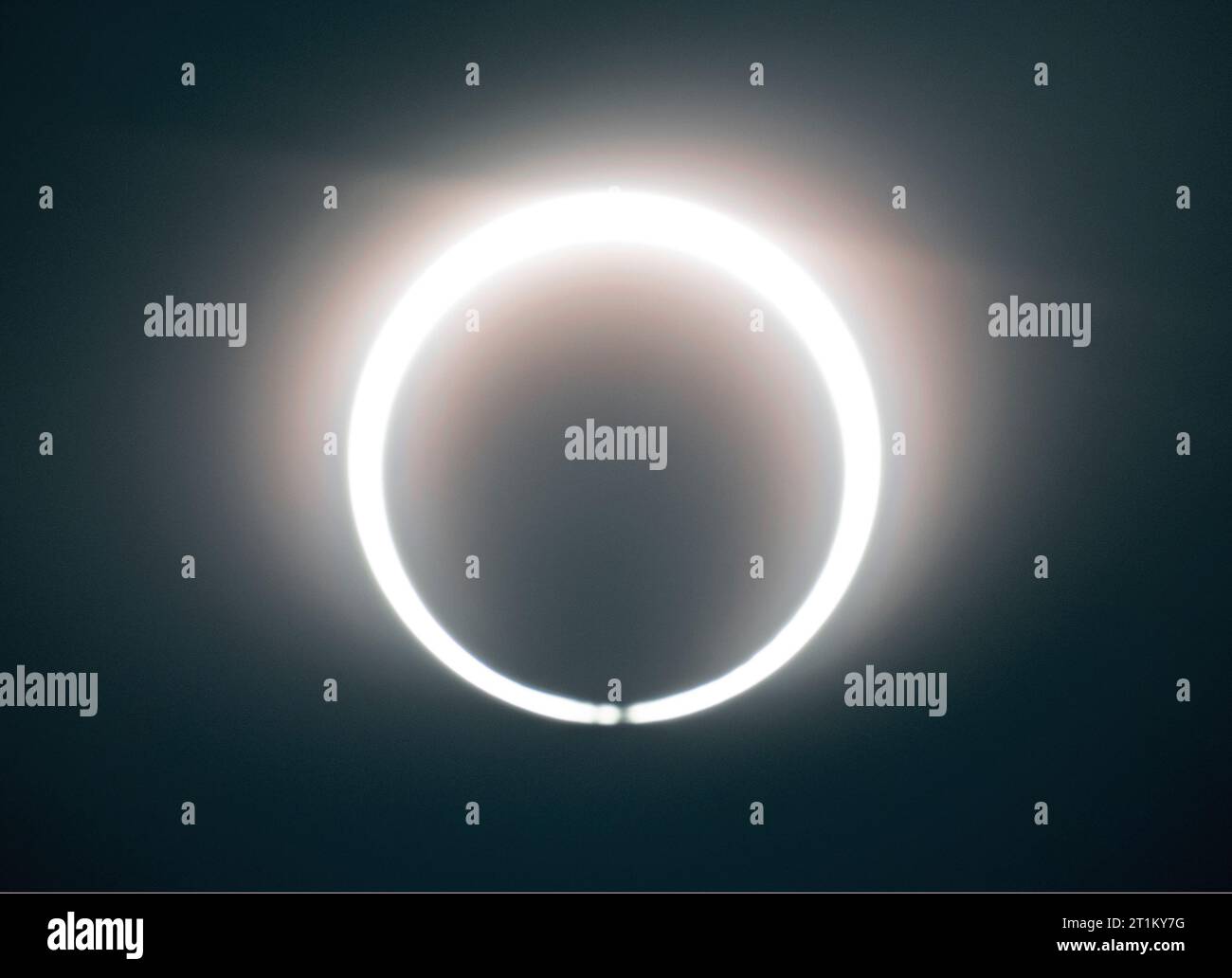 Bluff, Usa. Oktober 2023. Der Mond bedeckt die Sonne während einer ...